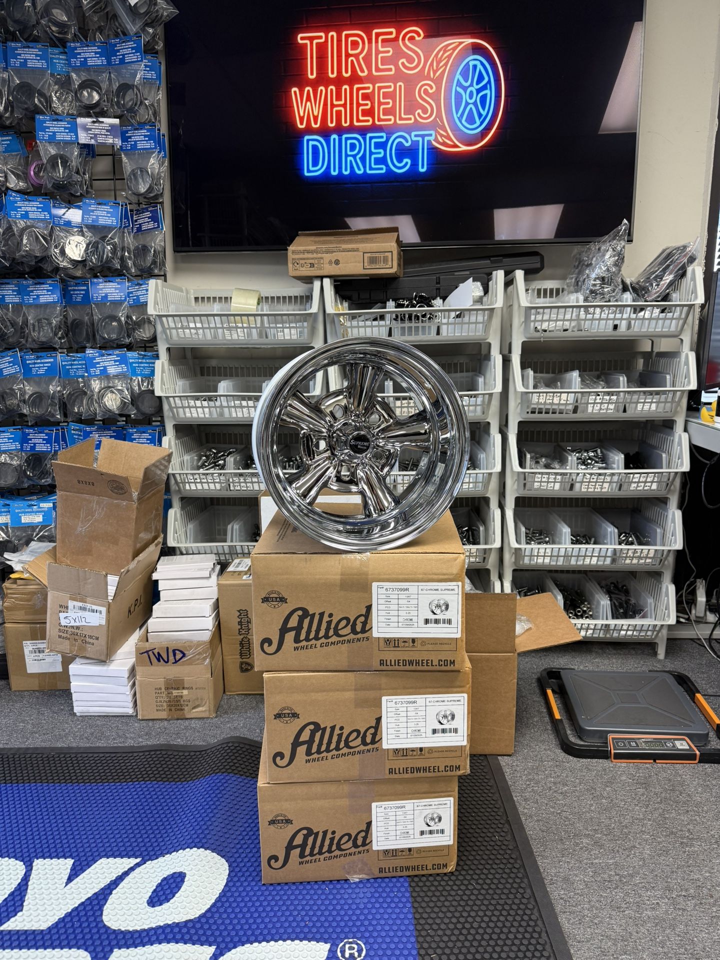 ALLIED WHEEL 67 Supreme 13X7 5X114.3/5X120.65/5X127 Offset -54 Chrome ...