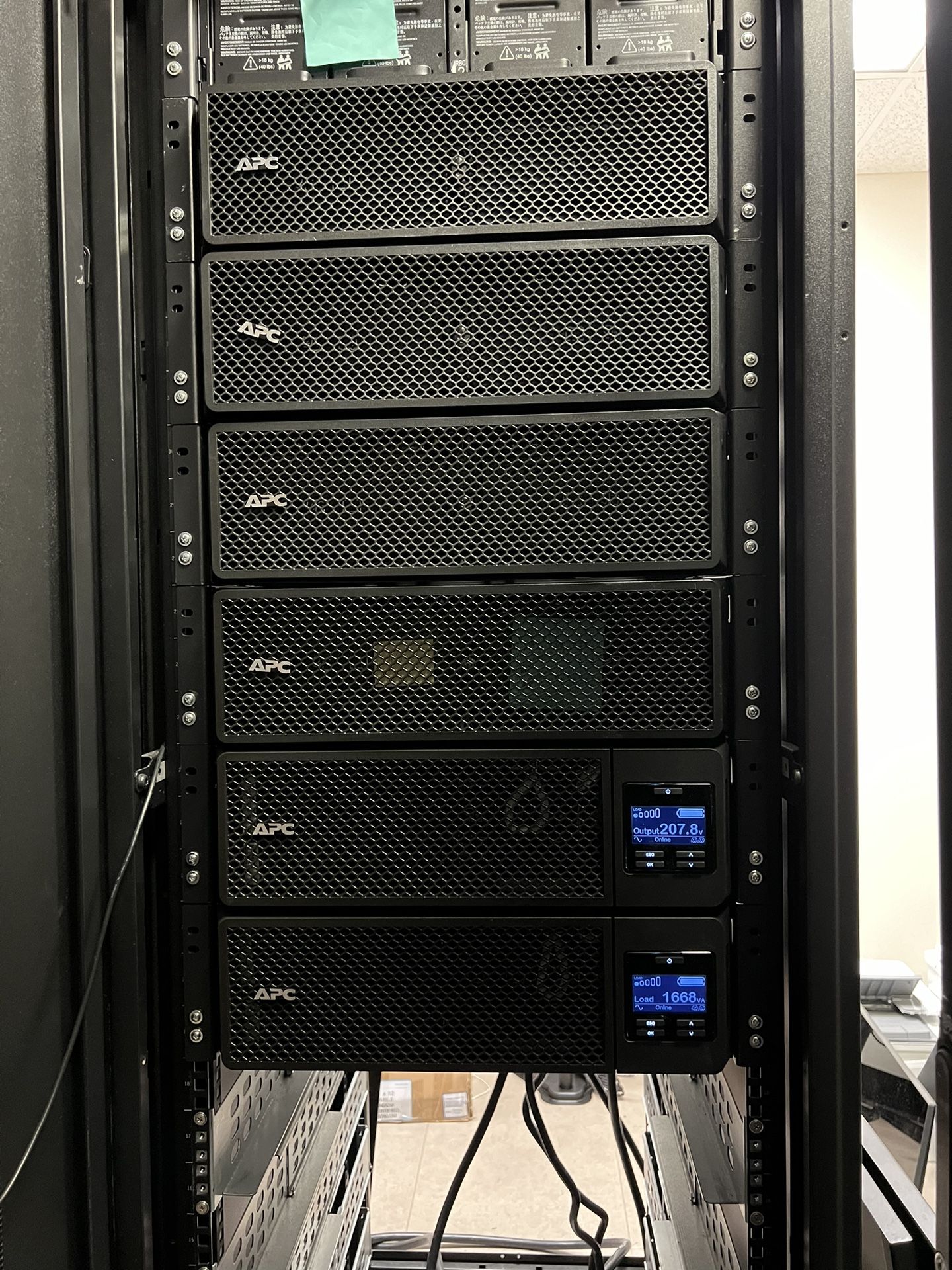 APC SRT5KRMXLT for Server And Network Equipment for Sale in Culver City ...