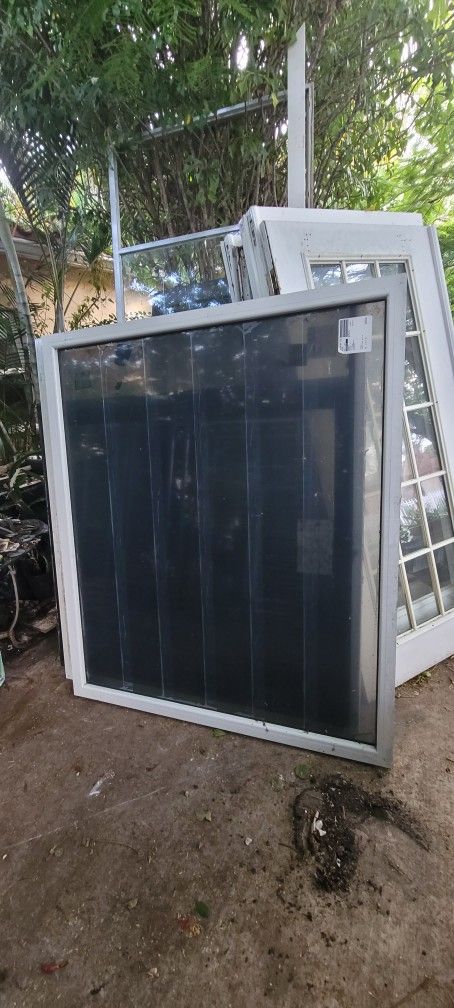 # Panel Alto Impacto 55 X64 for Sale in Miami Gardens, FL - OfferUp
