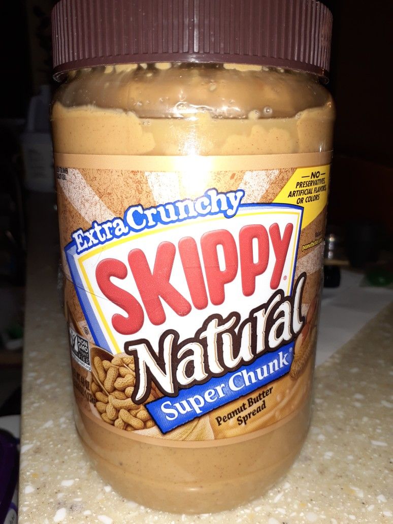 Skippy Super Chunk Natural Peanut Butter Spread 40 Oz Best Value | dev ...