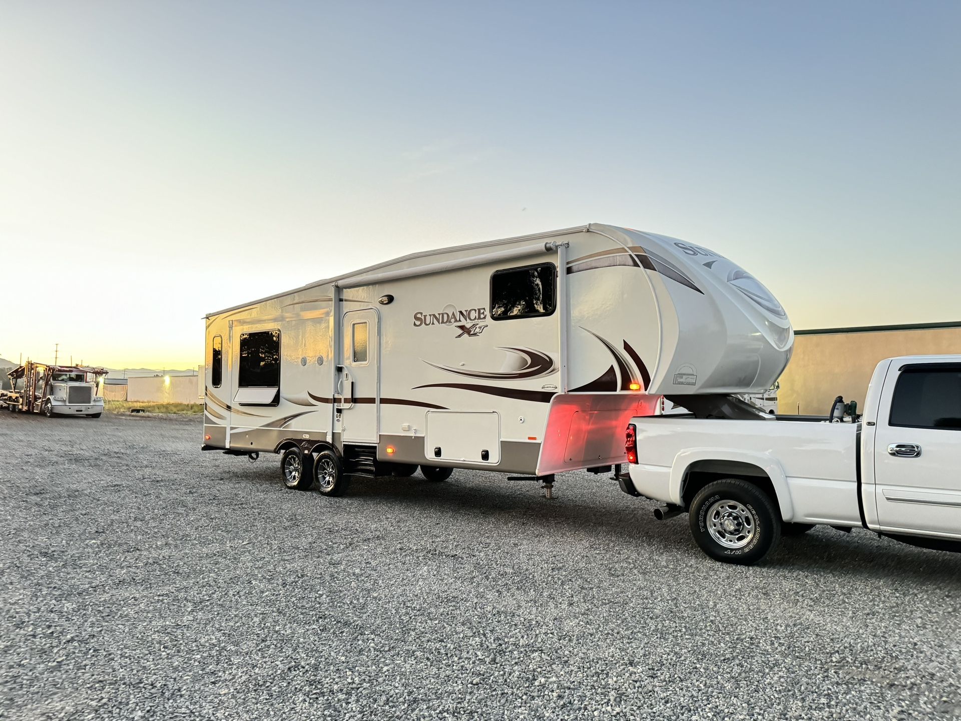 2014 Sundancer xlt 28ft by heartland 3,slideout like new sleeps 5 ...