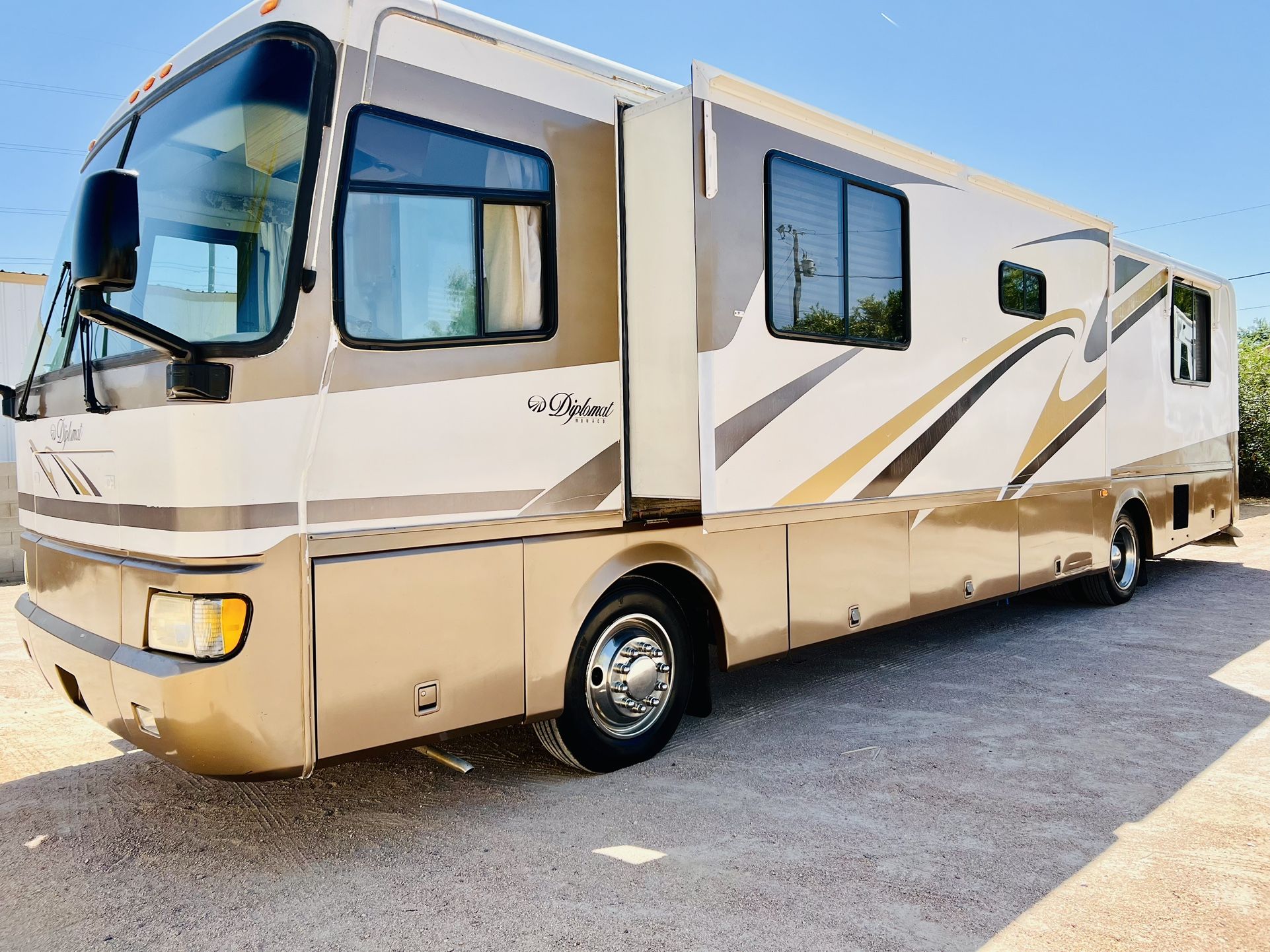 2000 Monaco Diplomat 38Ft Diesel Pusher Large Slide Out Must See for ...