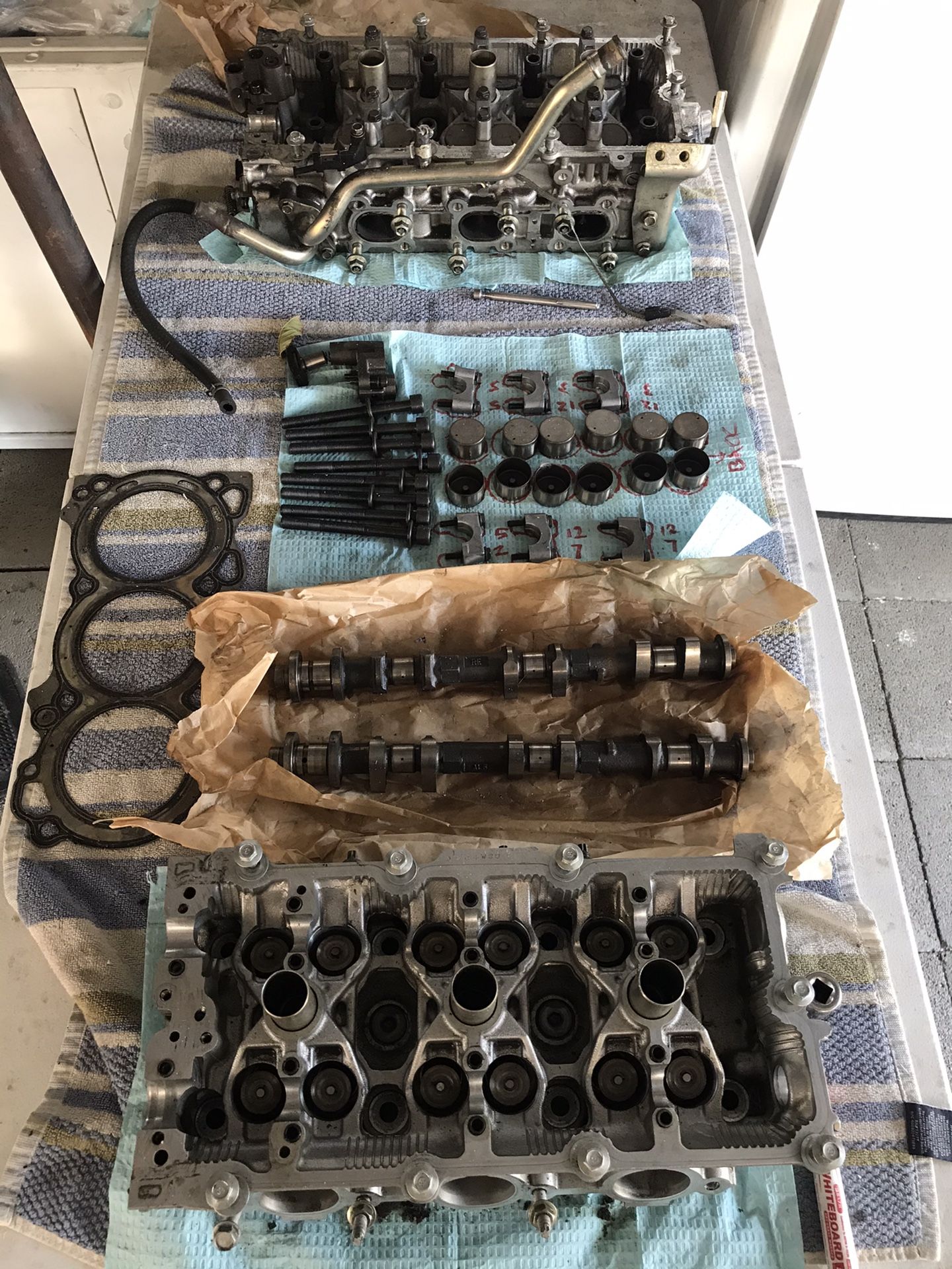 USED NISSAN VQ35DE 350Z CYLINDER HEADS @ 180k for Sale in Highland, CA ...