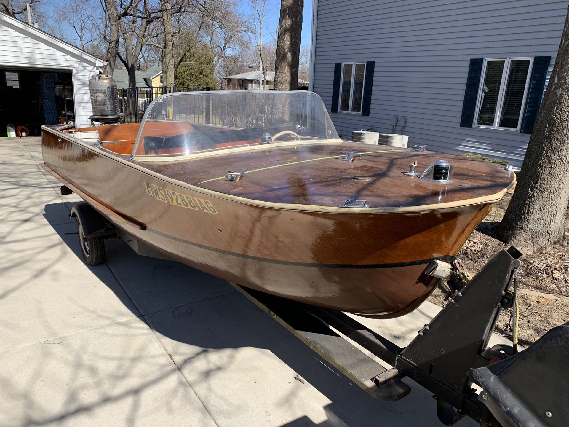 1959 Dunphy wood runabout boat and trailer for Sale in Mokena, IL - OfferUp