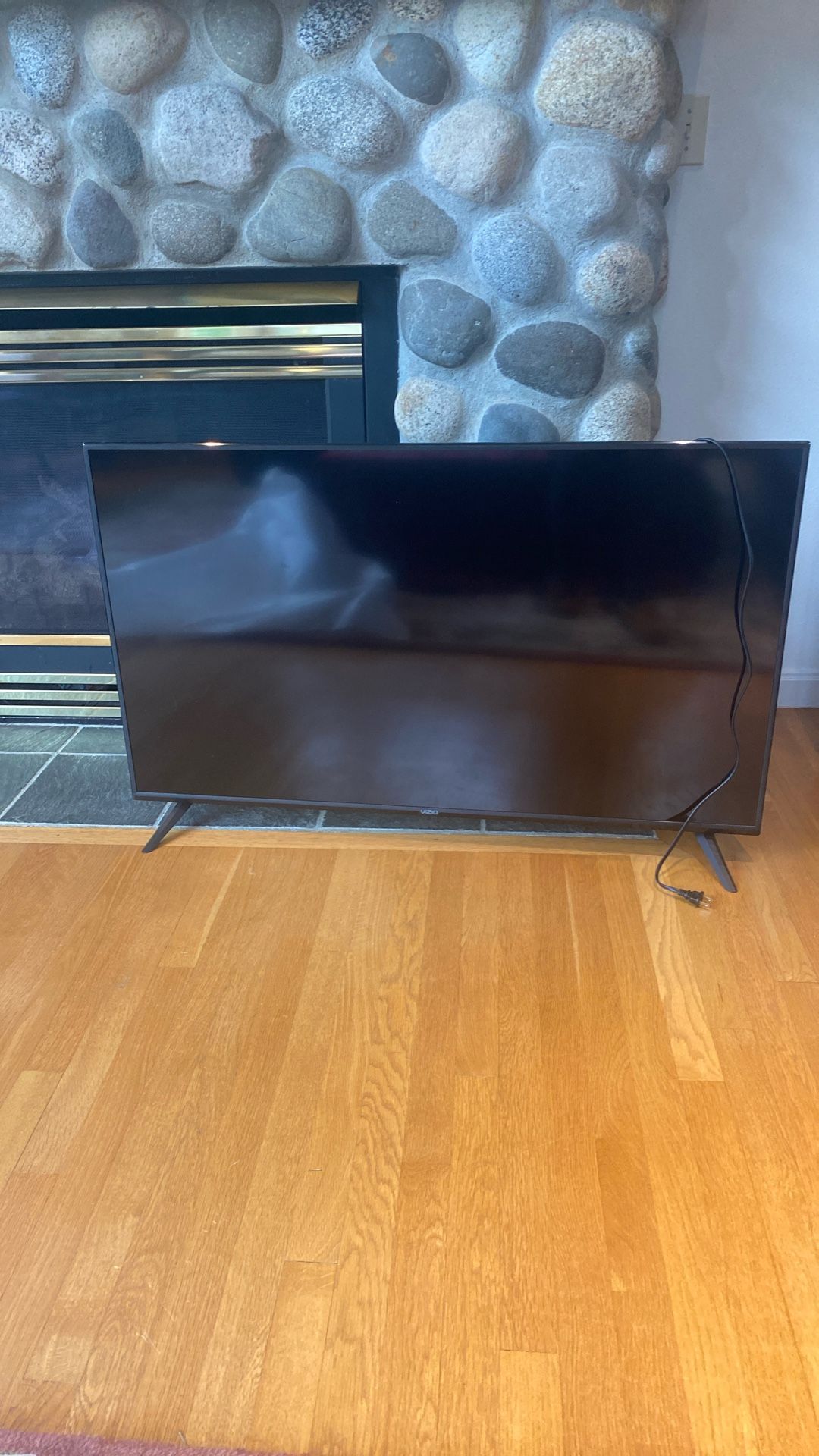 Free TV - Pending for Sale in Edmonds, WA - OfferUp