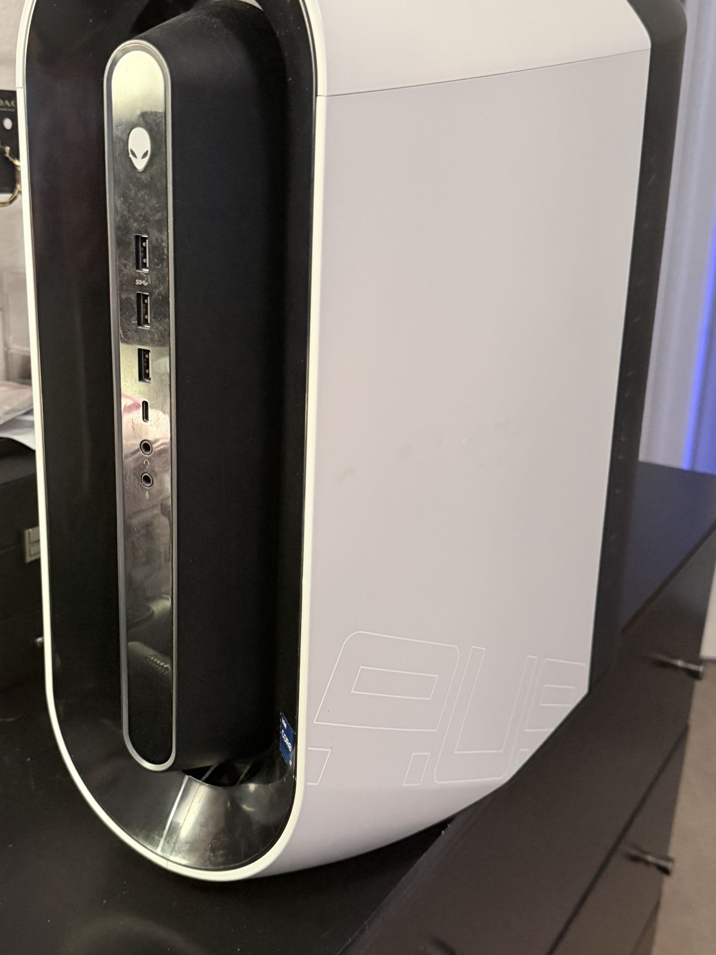 Dell Alienware Aurora R12 Gaming PC i7-11700F | RTX 3060TI | 2.5Ghz ...