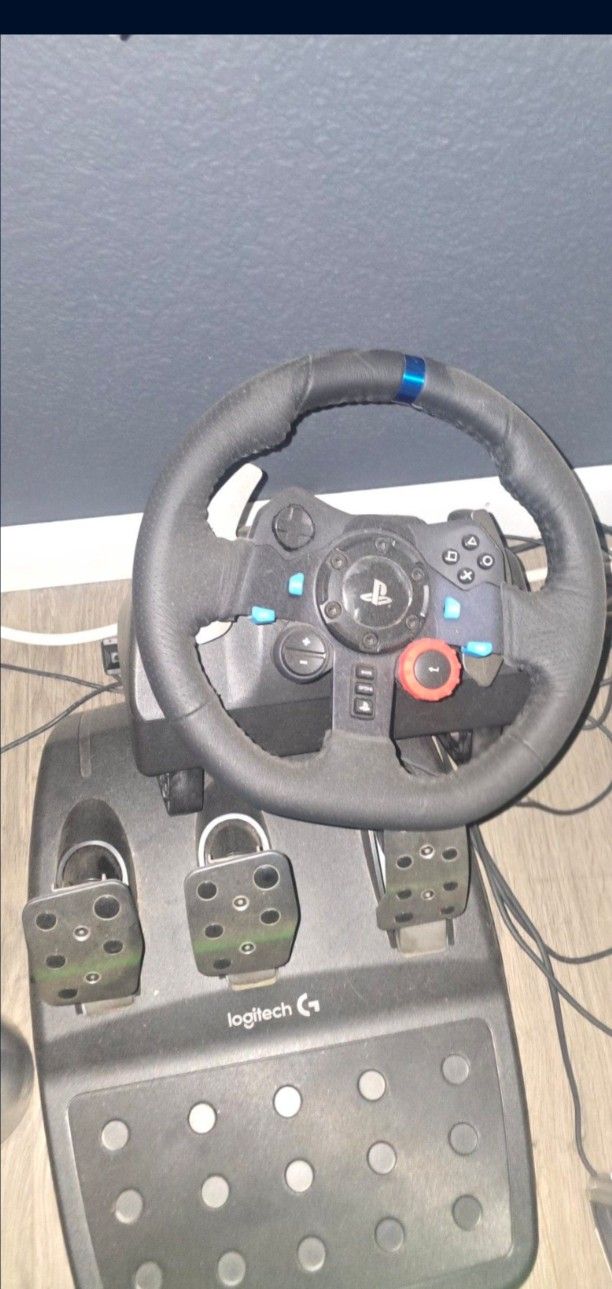 Logitech G29 Racing Wheel for Sale in Perris, CA - OfferUp