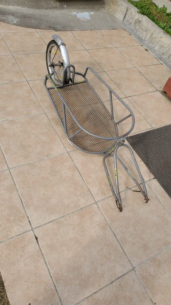 Bobs Bike Trailer Yak for Sale in Long Beach, CA - OfferUp