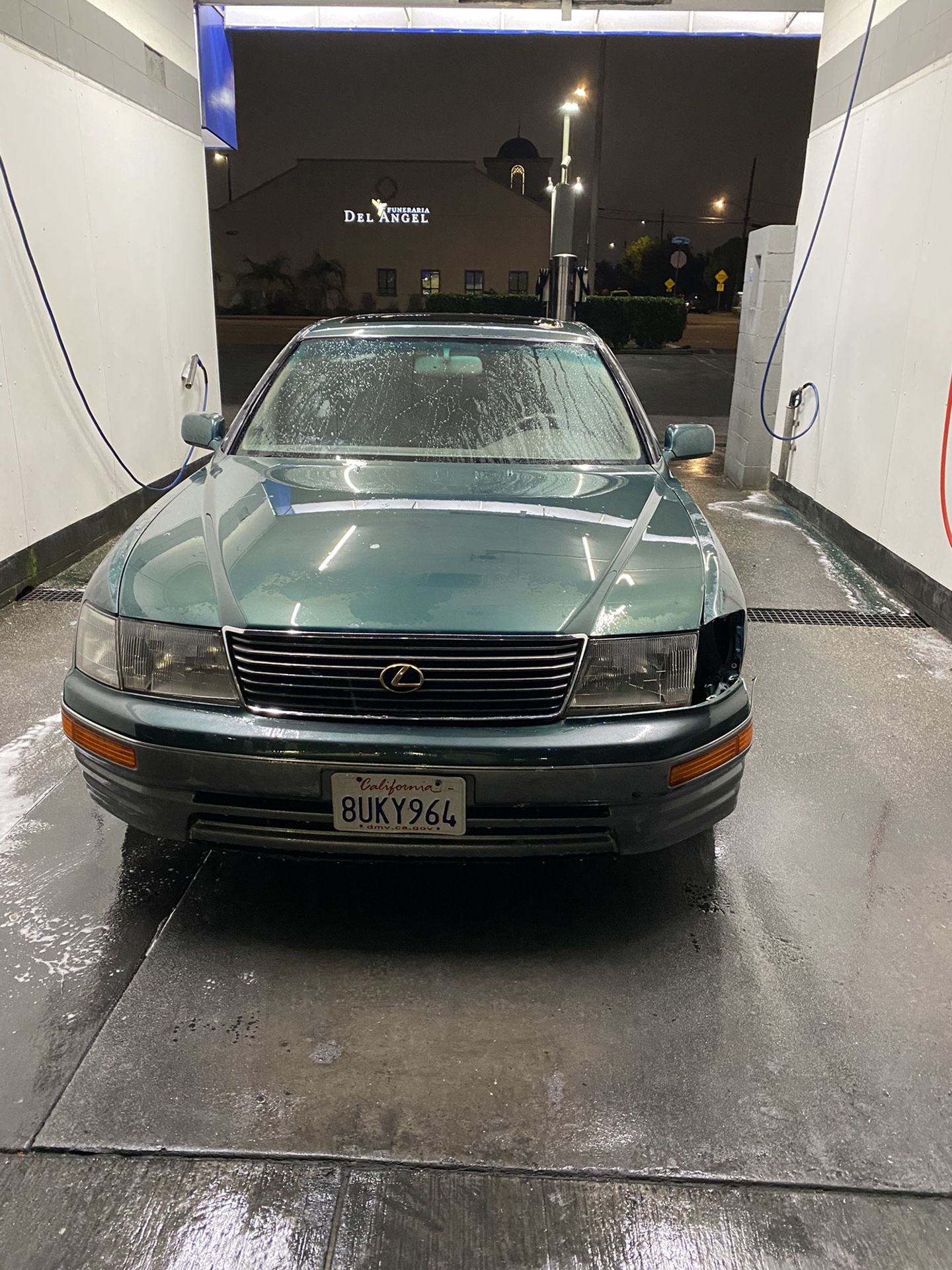 1996 Lexus LS 400 for Sale in Bell Gardens, CA - OfferUp