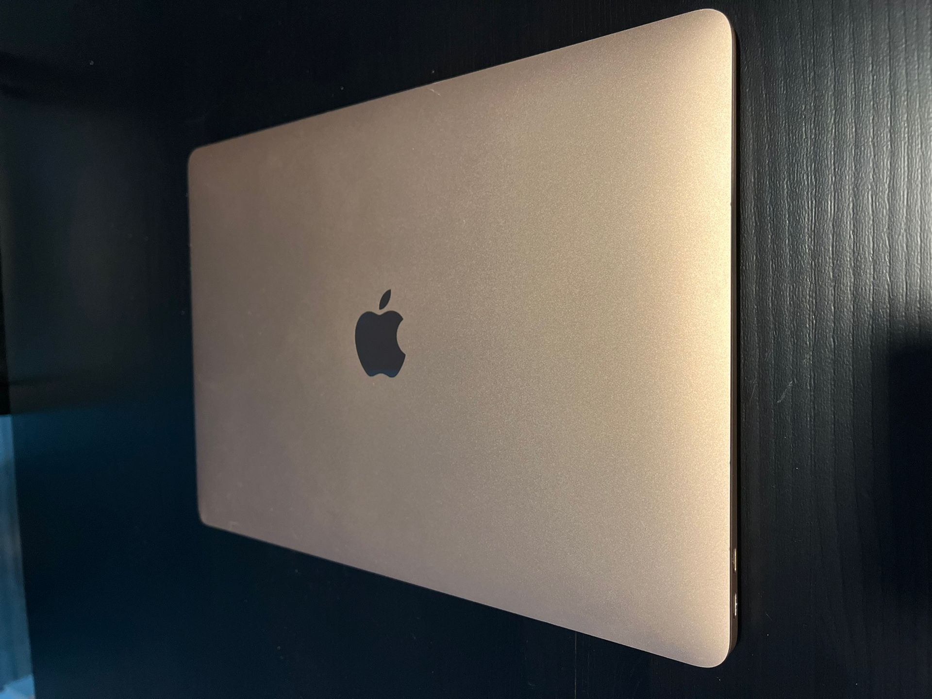 Mac Laptop Air Gold