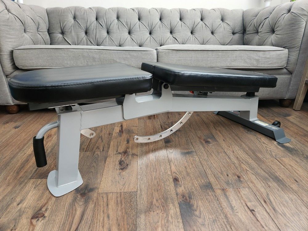 Fitness Gear Pro Utility Weight Bench for Sale in Olathe, KS - OfferUp