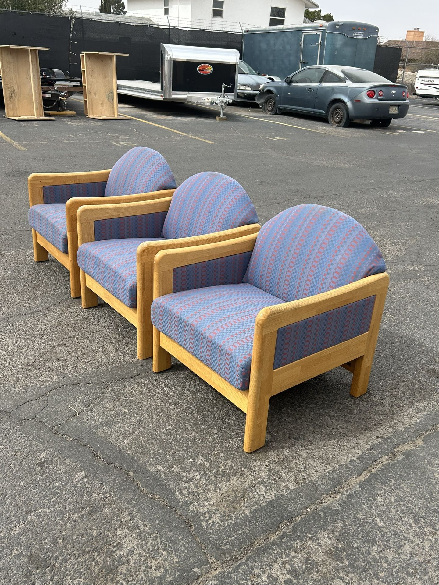 7 Nice Real Wood Office/Lobby Chairs- $25 Each for Sale in El Paso, TX ...