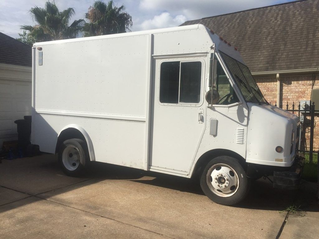 1997 p30 stepvan workhorse taco truck fed ex van very small utility bed ...