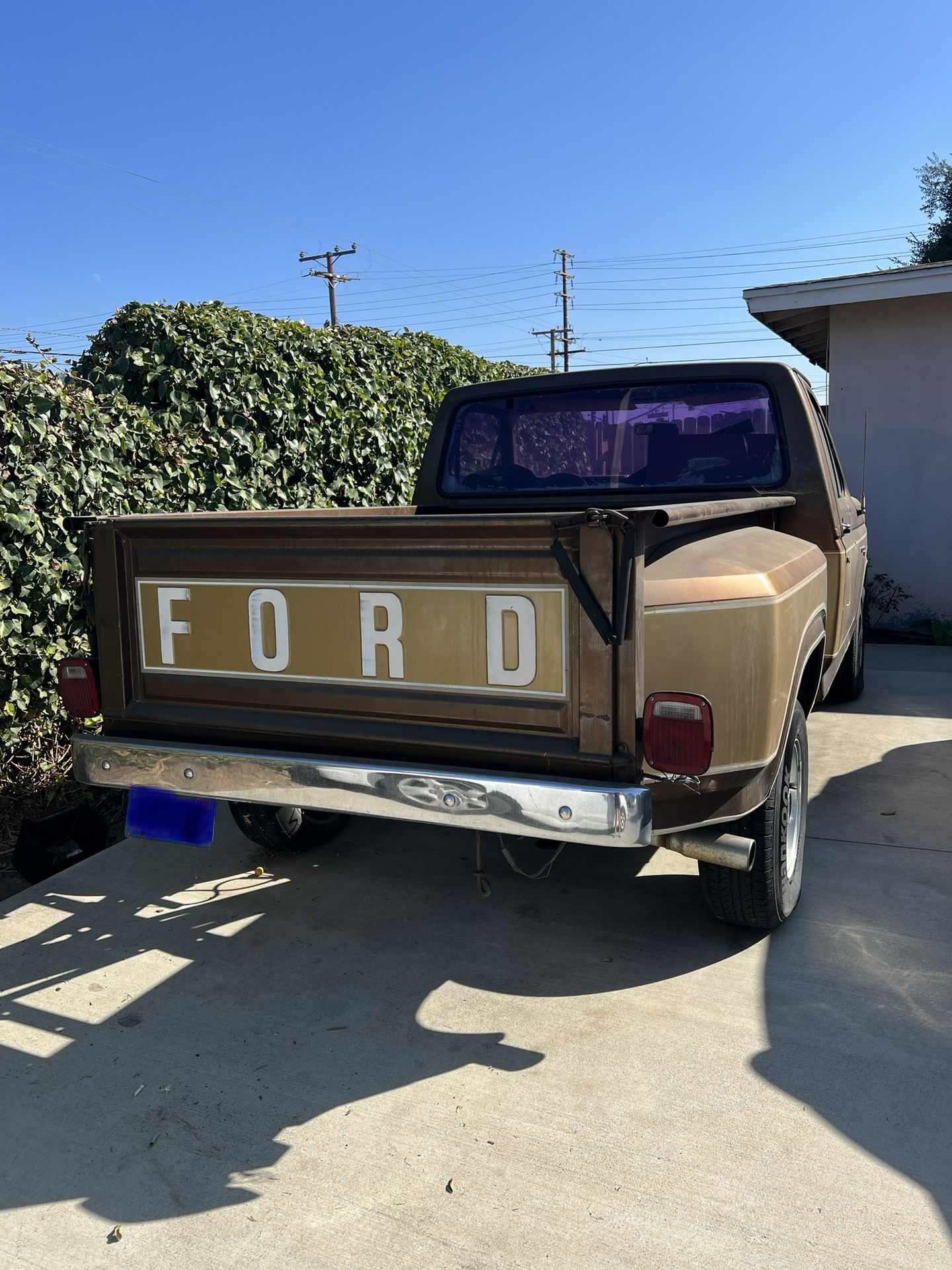 Classic 1980 Ford Custom F 100 Manual $6000/OBO for Sale in Irwindale ...