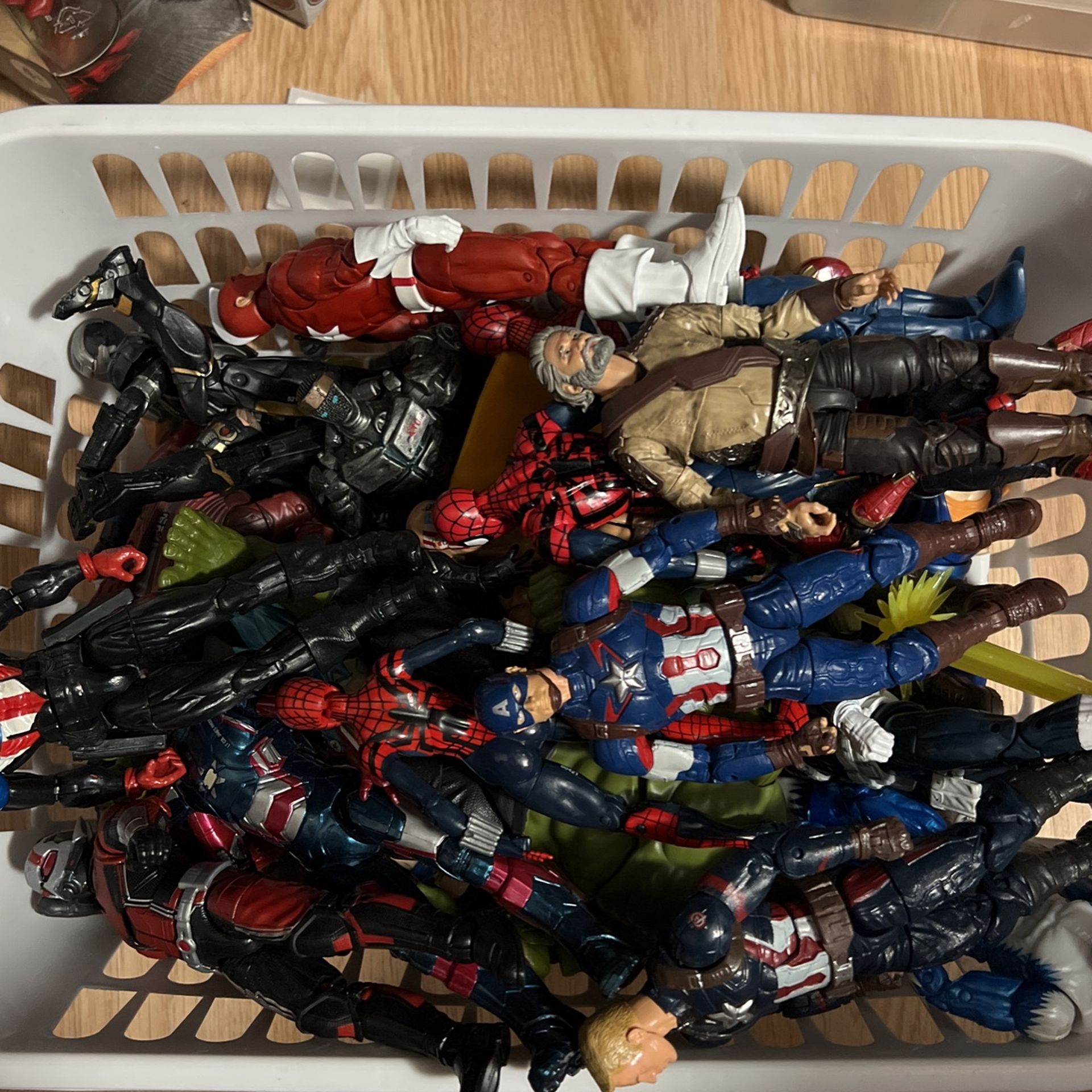 Marvel Legends for Sale in Miami Gardens, FL - OfferUp