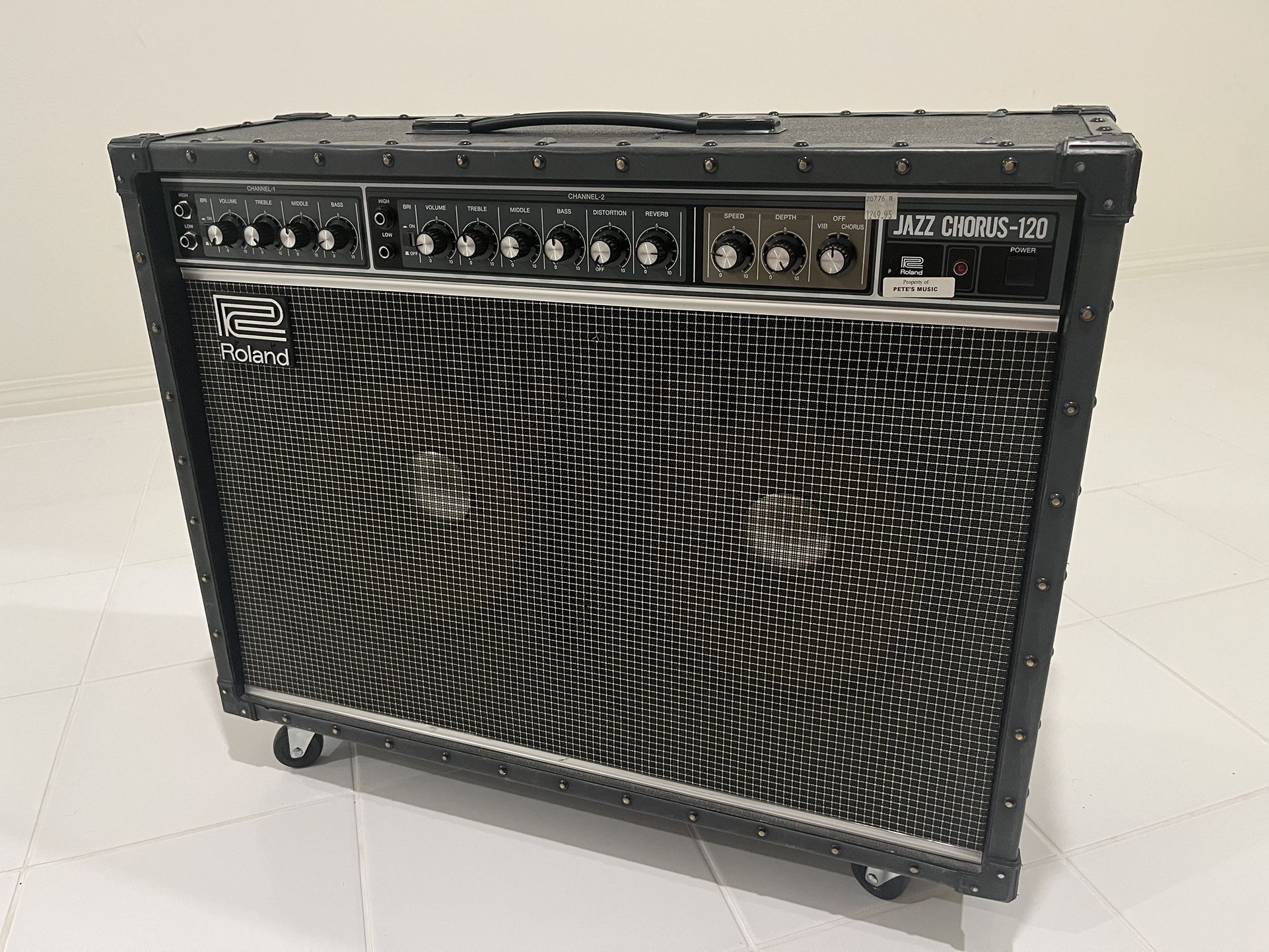 Roland JC-120 (Jazz Chorus) for Sale in Menifee, CA - OfferUp