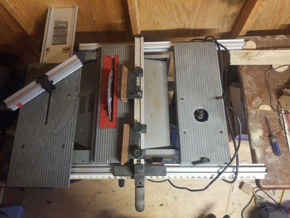 Ryobi BT3000 Bandsaw for Sale in San Antonio, TX - OfferUp