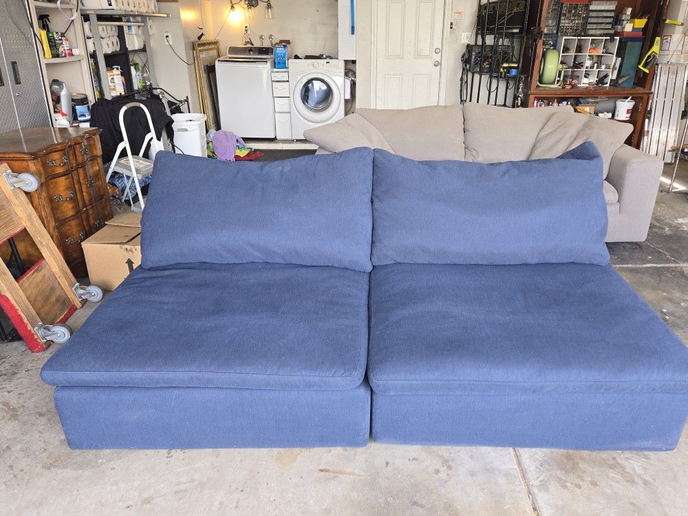 Blue Sofa for Sale in Las Vegas, NV - OfferUp