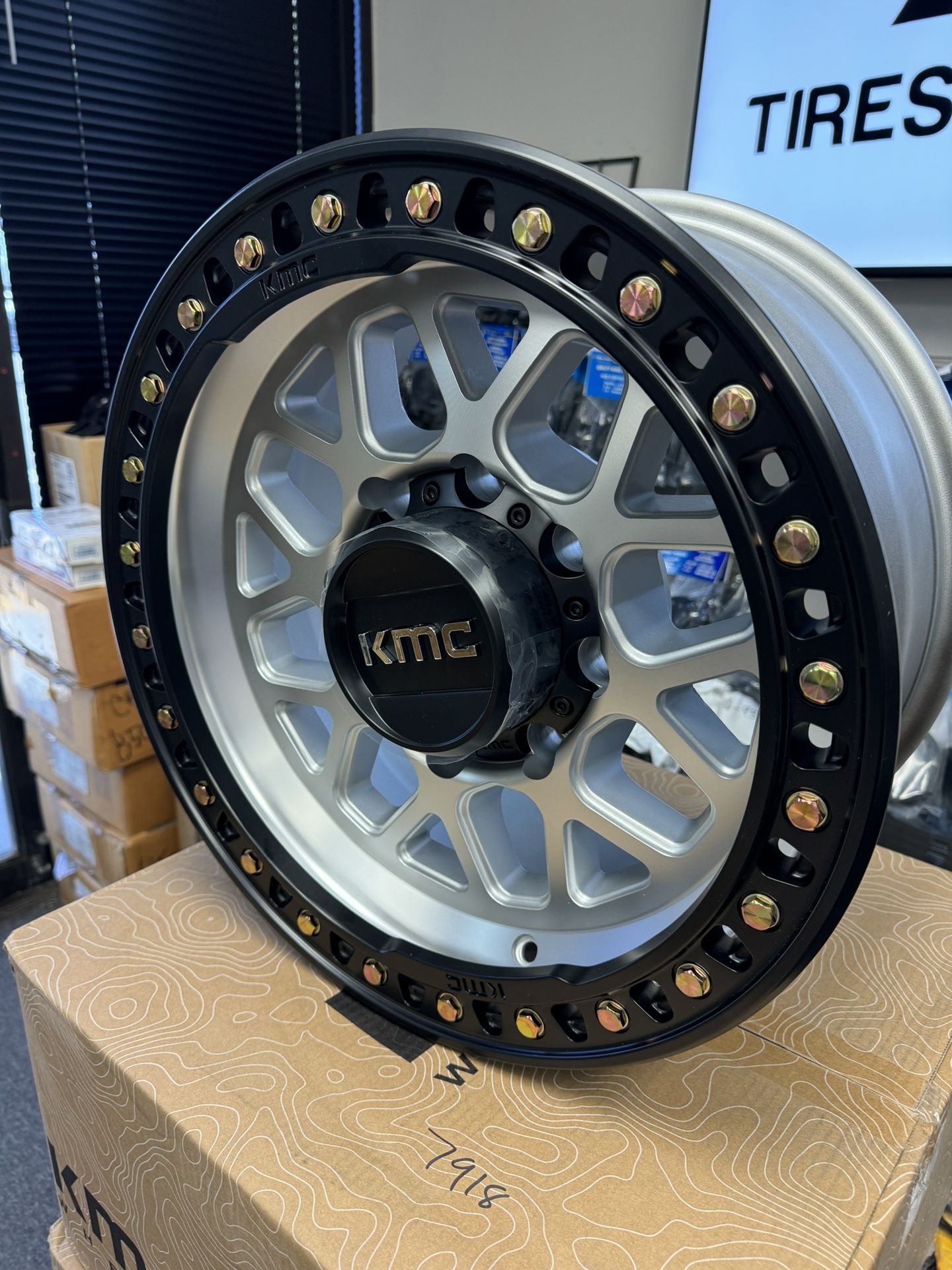 (Set of 4) KMC KM549 GRS Wheels 17x8.5 8x165.1 0 mm Machined Rims 17 ...