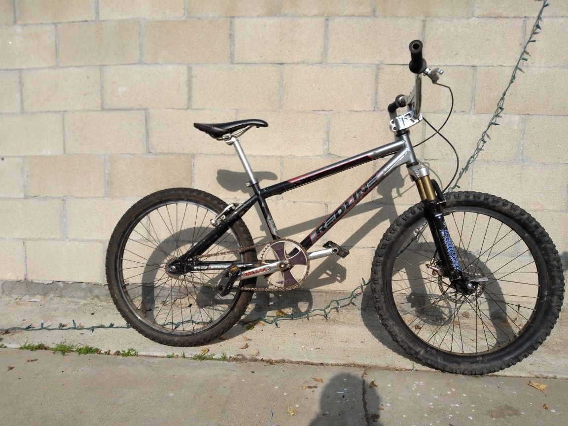 Bmx bike redline 24in dj= dirt jumper for Sale in Phillips Ranch, CA ...