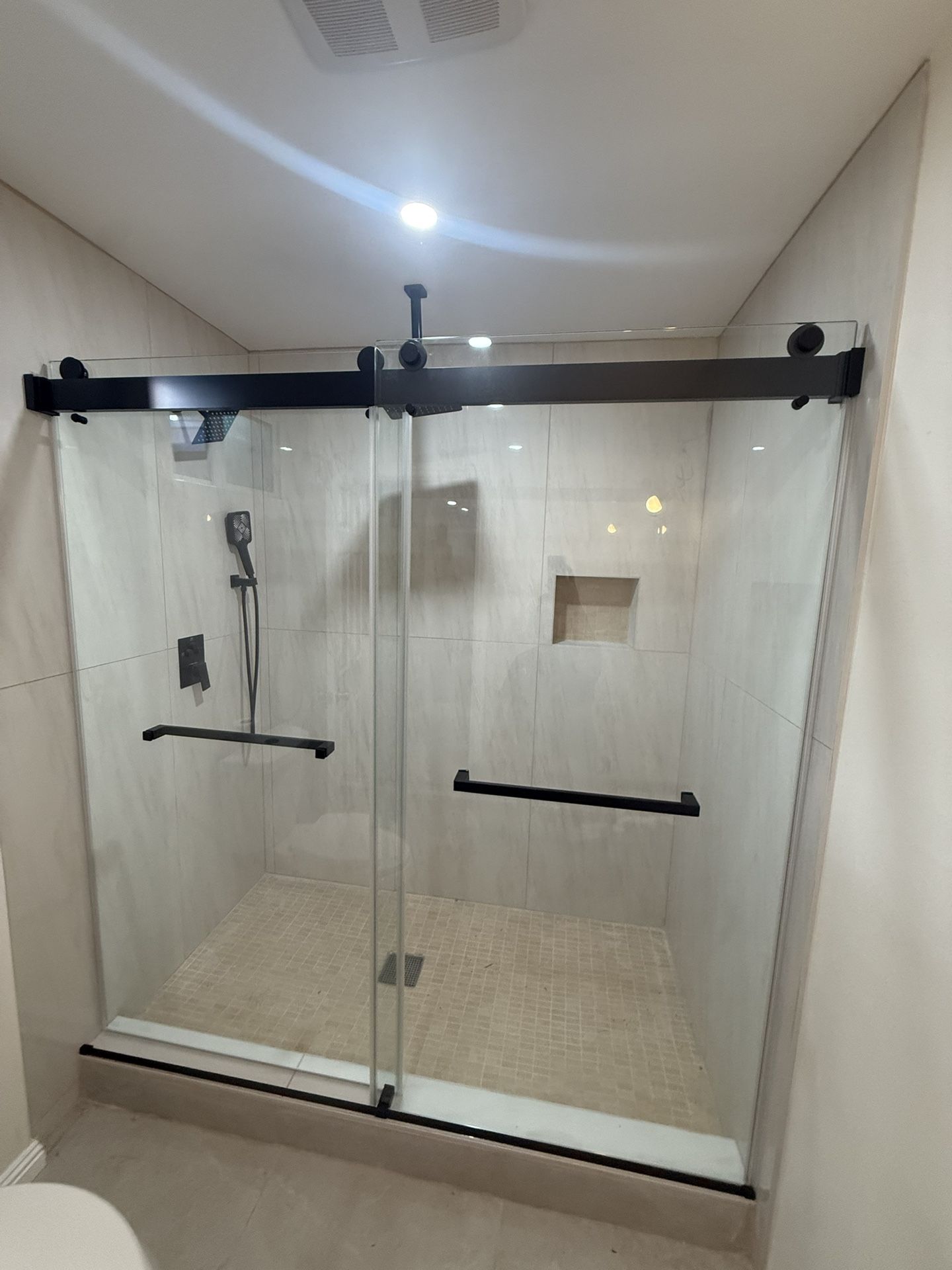 Shower Doors With Install for Sale in Ontario, CA - OfferUp