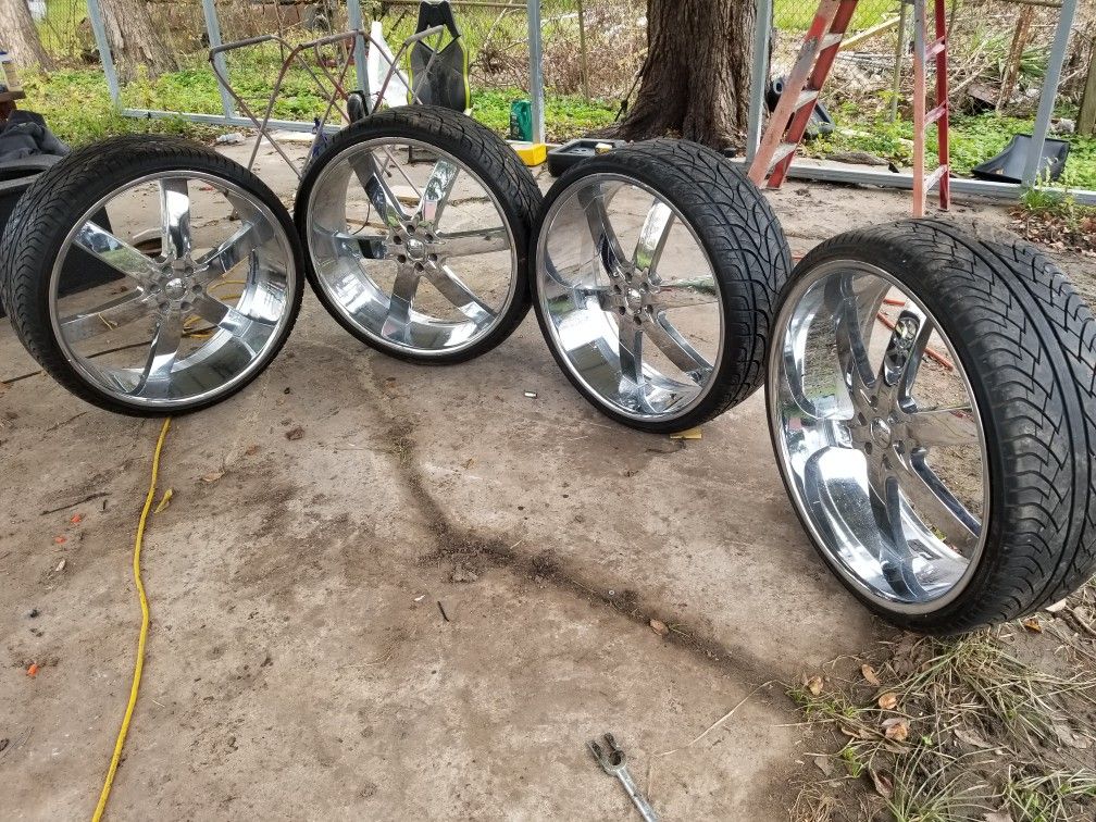 28 inch u2 wheels ford for Sale in Pasadena, TX - OfferUp