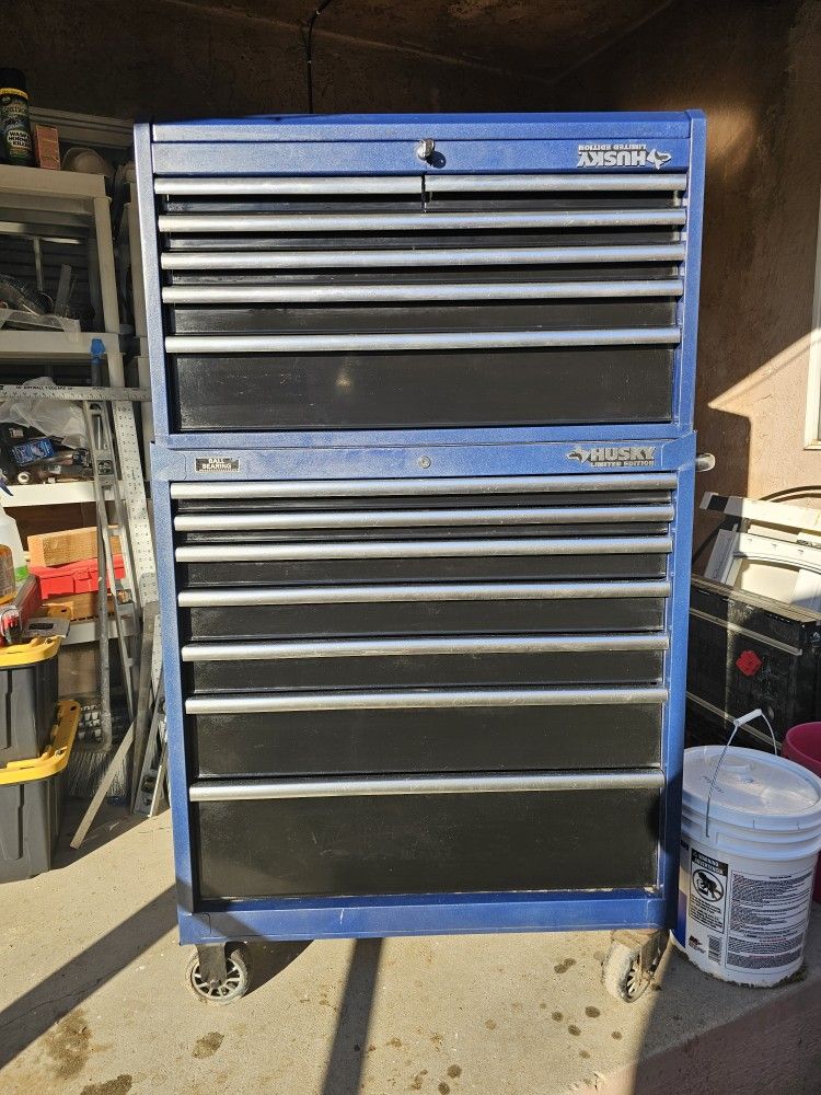Husky toolbox Combo top and bottom. 36"W X 18" D X 63" Ht. for Sale in ...