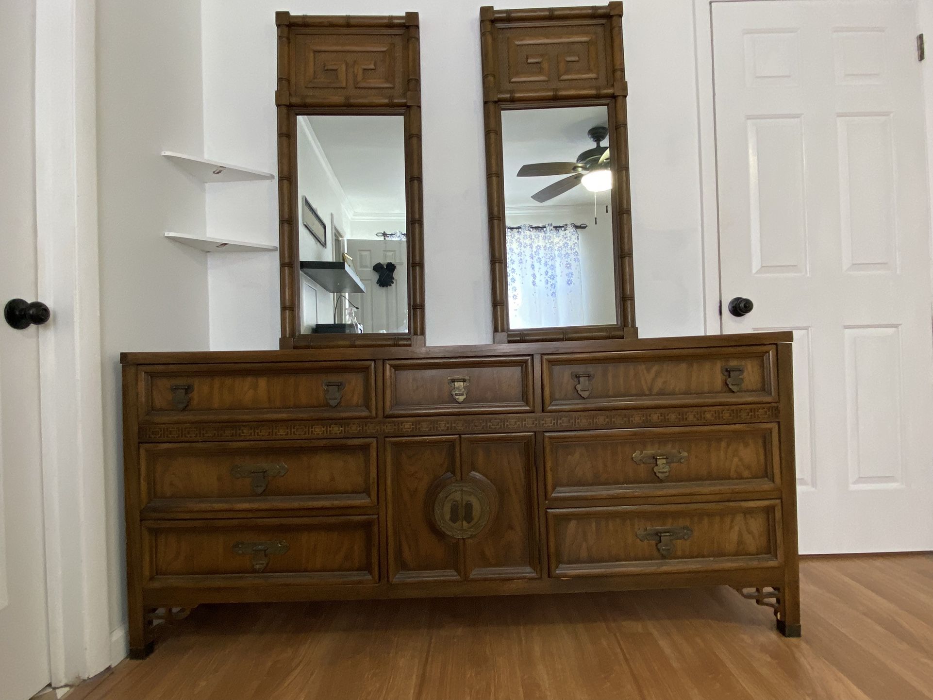 Used Dresser With Mirrors for Sale in Virginia Beach, VA - OfferUp