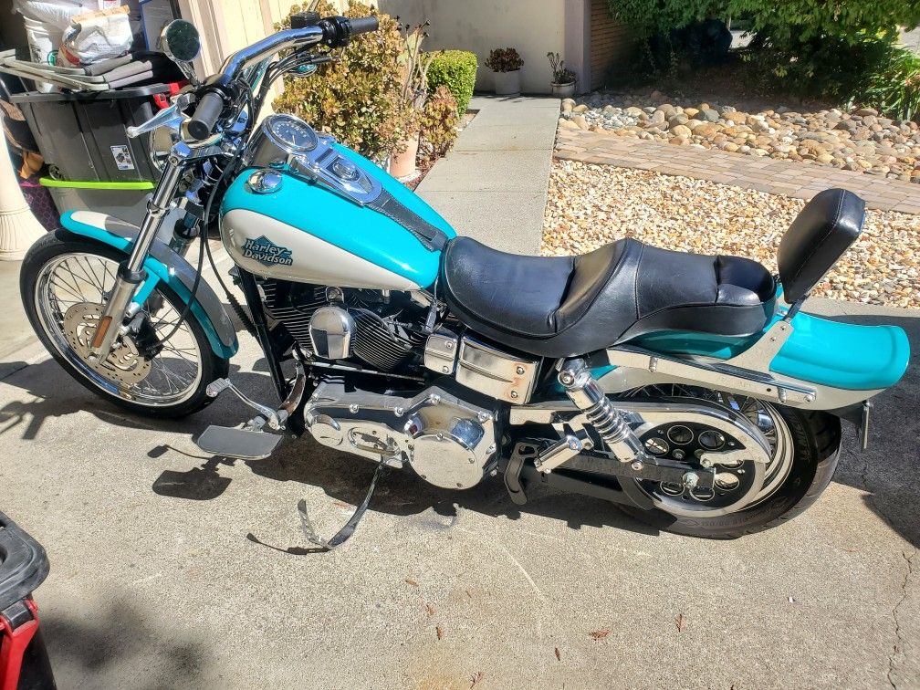 2005 Harley davidson Dyna Wide Glide for Sale in Fairfield, CA - OfferUp