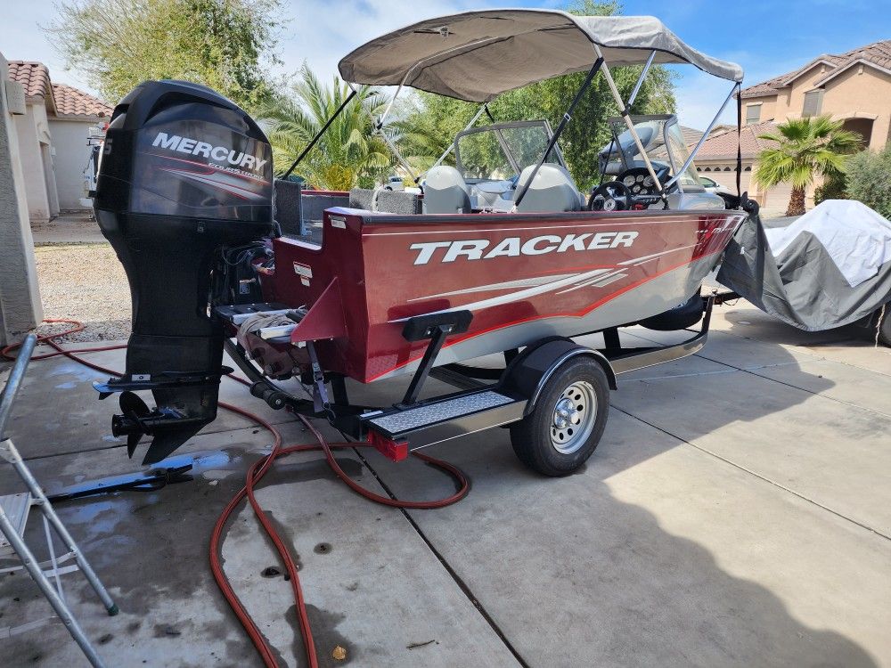 2015 Tracker Pro guide WT 175 for Sale in Glendale, AZ - OfferUp