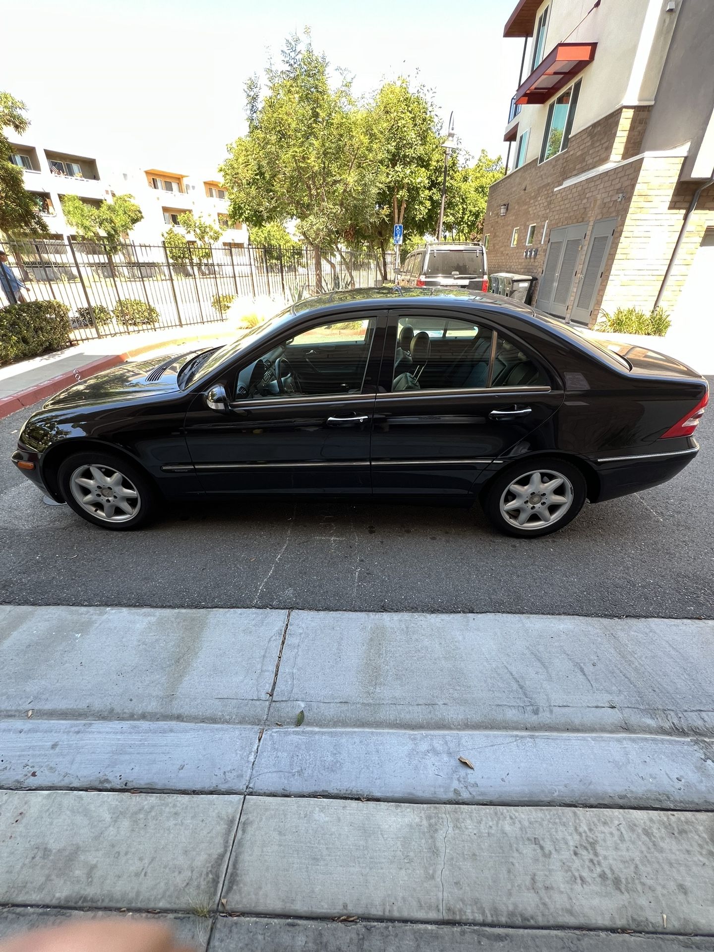 2001 Mercedes C240 for Sale in Hillsborough, CA - OfferUp