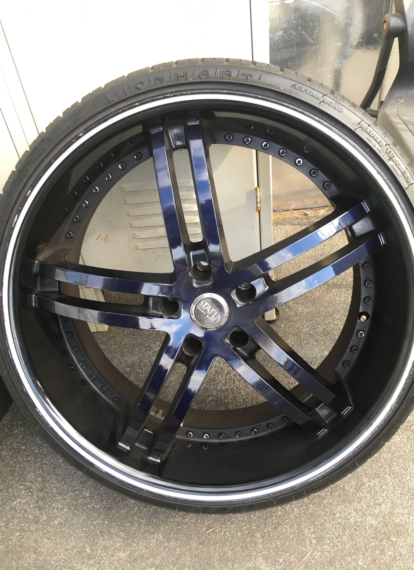 22 inch Status Staggered rims for Sale in Bellevue, WA - OfferUp