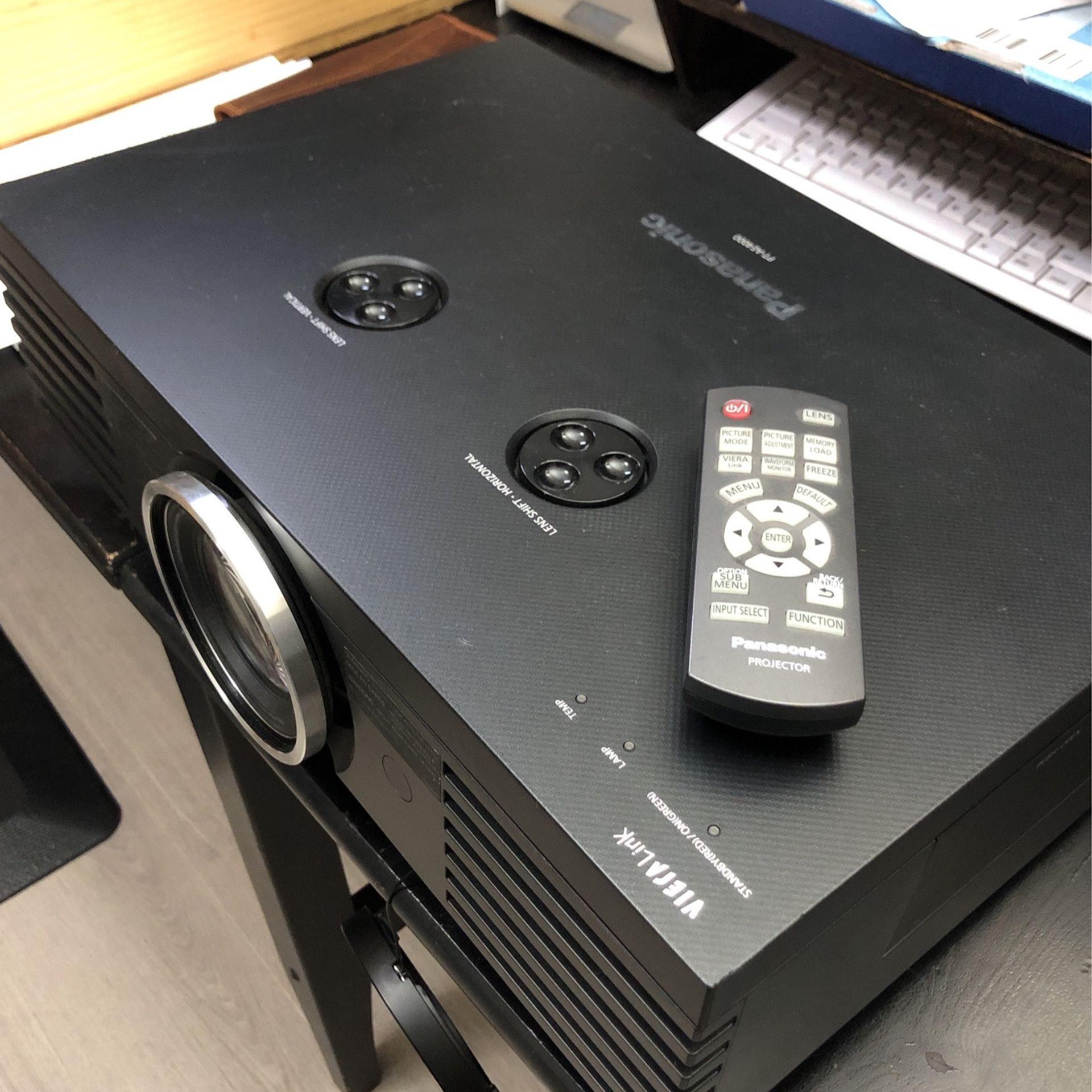 Panasonic PT-AE4000 Home Theater Projector for Sale in San Tan Valley ...