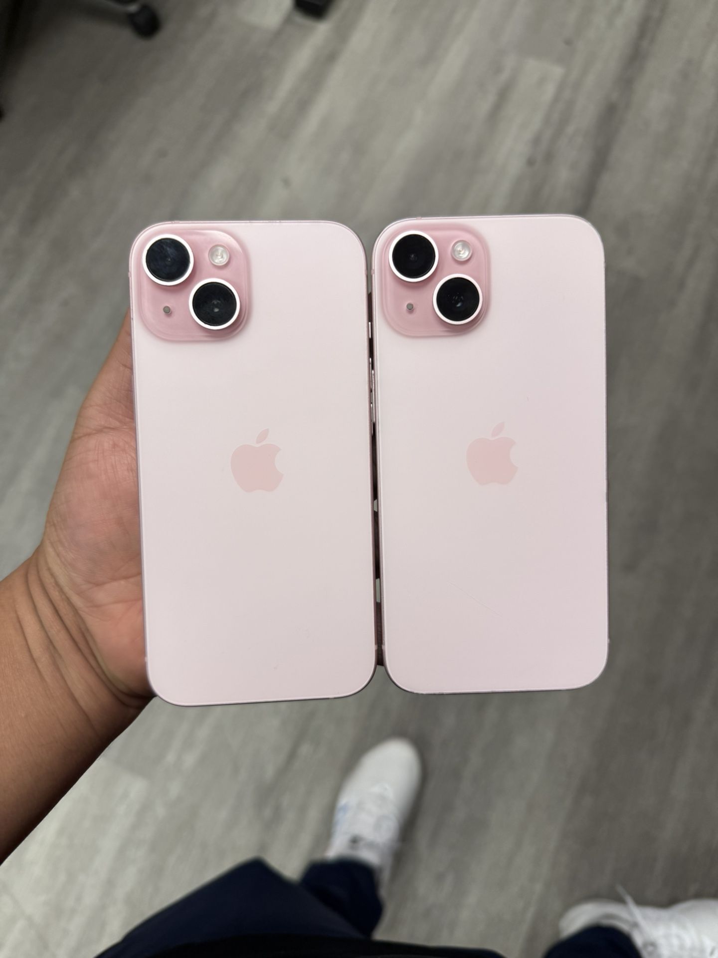 iPhones 15 T-Mobile Metro PCs 128GB for Sale in Las Vegas, NV - OfferUp