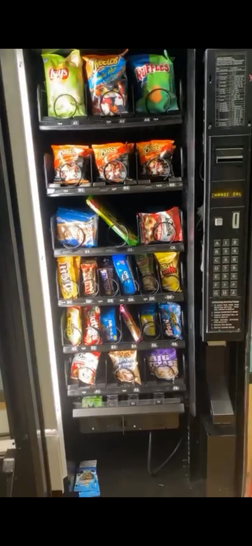 Vending Machine for Sale in Long Beach, CA - OfferUp