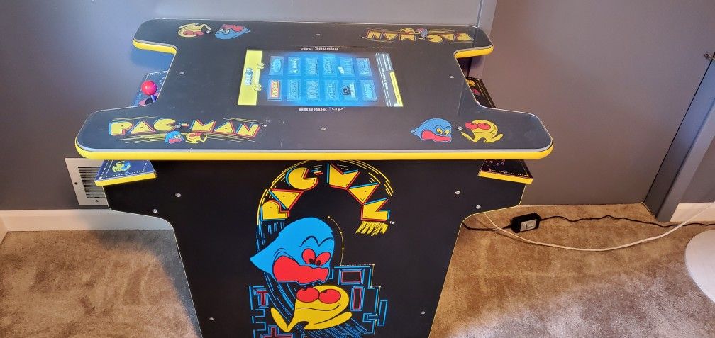 Sit Down Pac Man Machine for Sale in Tacoma, WA - OfferUp