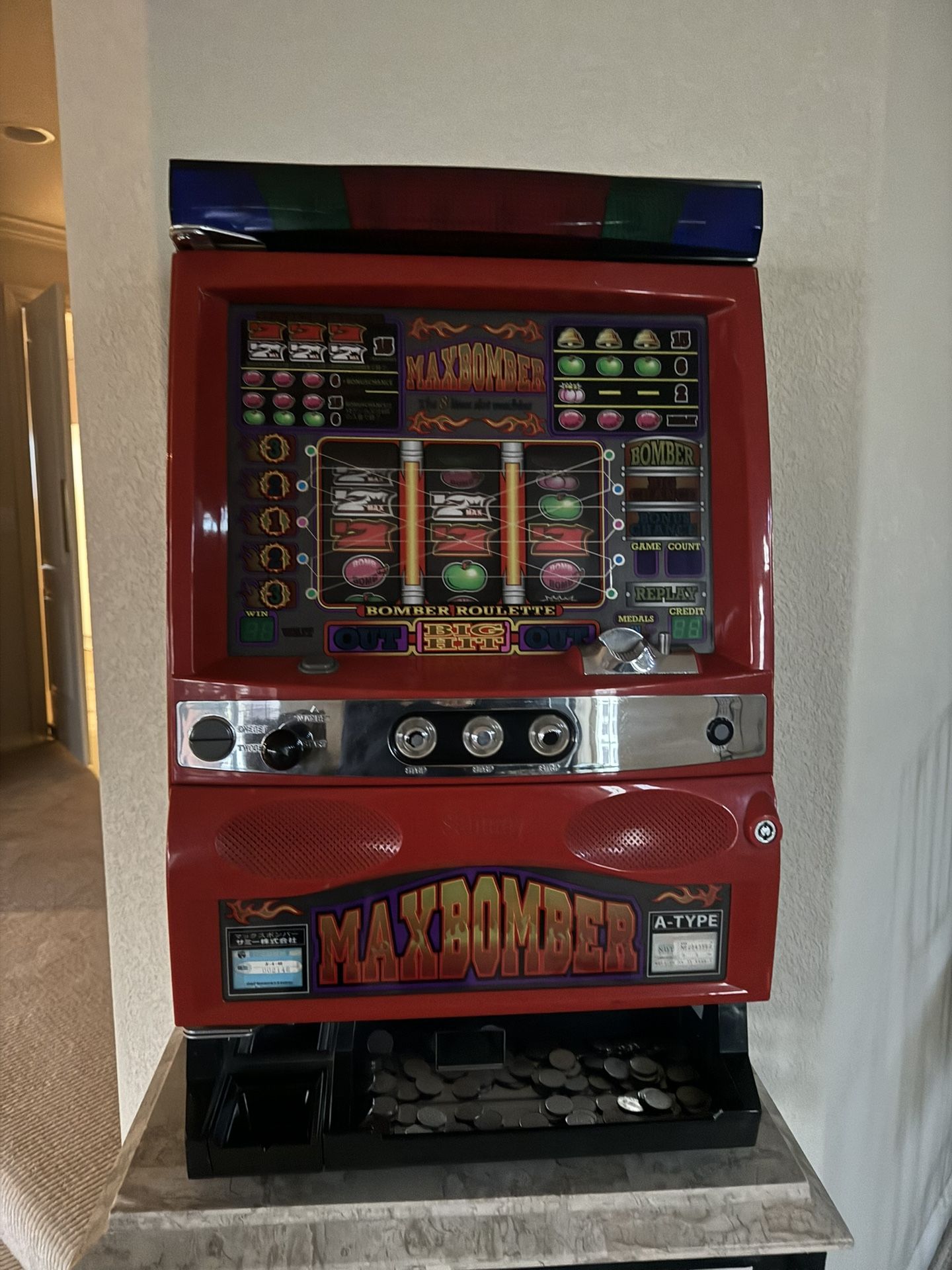 Max Bomber Japanese Slot Machine for Sale in Byron, CA - OfferUp