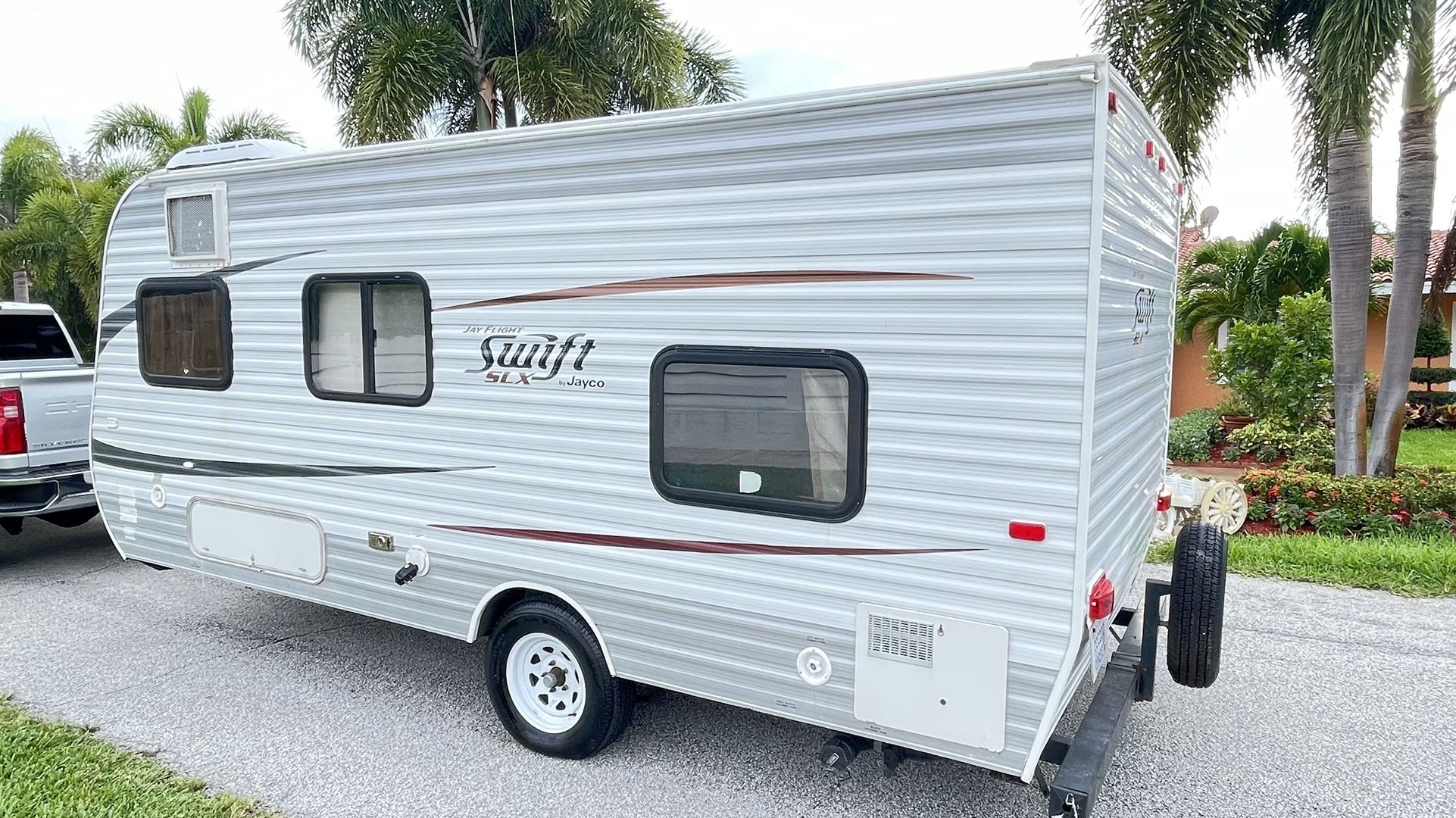 2013 Jayco Swift for Sale in Ocean Ridge, FL - OfferUp