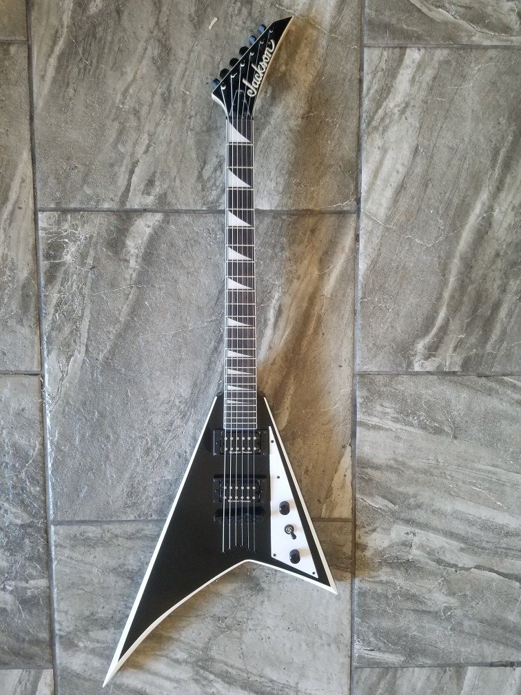 JACKSON RANDY RHOADS FLYING V for Sale in El Paso, TX - OfferUp