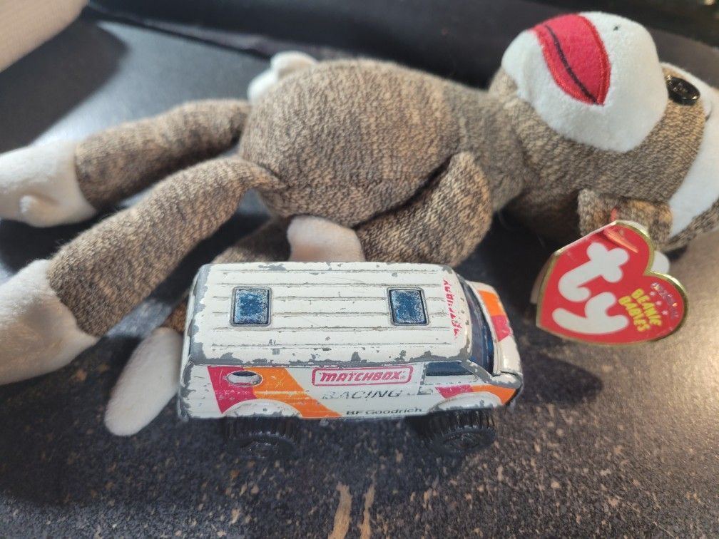 Monkey & Matchbox Van for Sale in Chuluota, FL - OfferUp