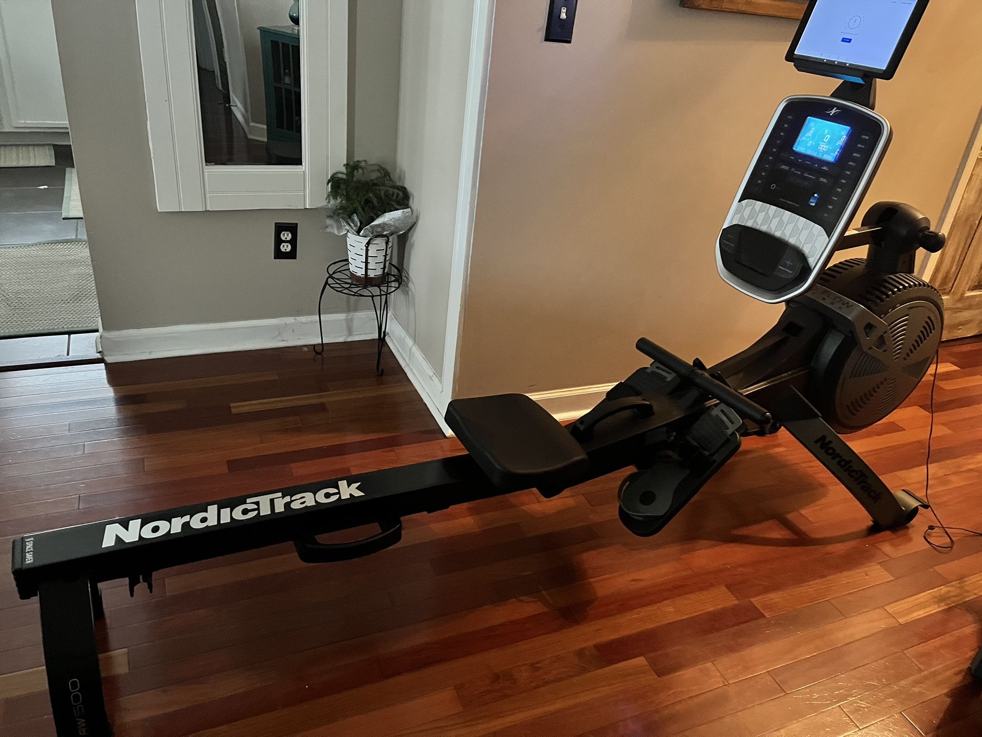 EUC NordicTrack Rower for Sale in Charlotte, NC - OfferUp