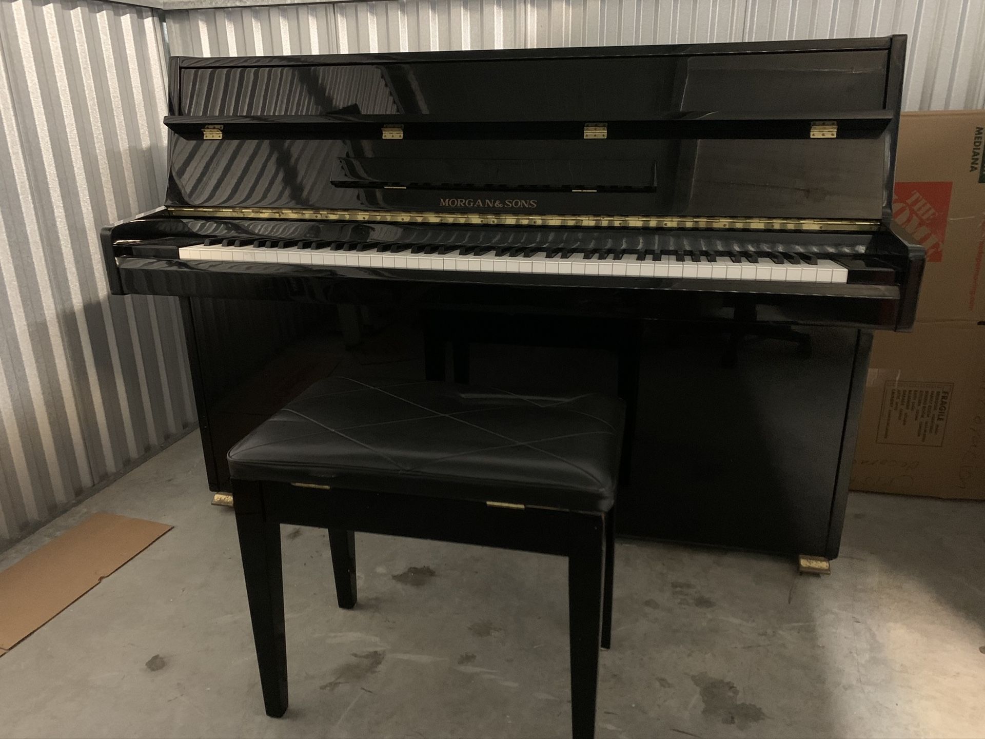 Morgan & Sons Piano for Sale in Miami, FL - OfferUp