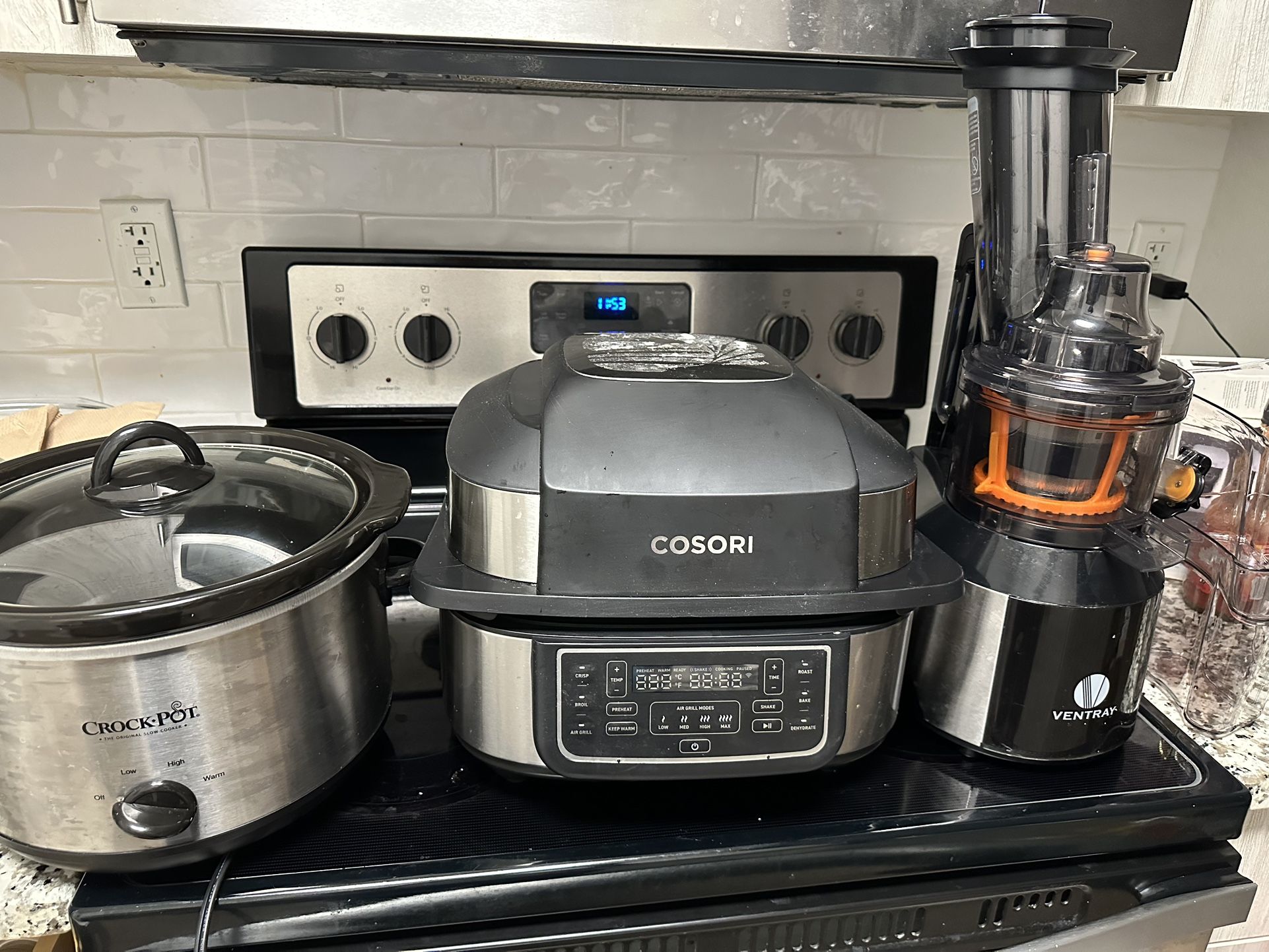 Juicer, Air Grill & Slow Cooker Bundle for Sale in Oakland Park, FL ...