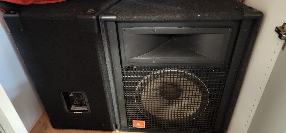 JBL passive 15 Inch 2-way PA speakers for Sale in Orange, CA - OfferUp