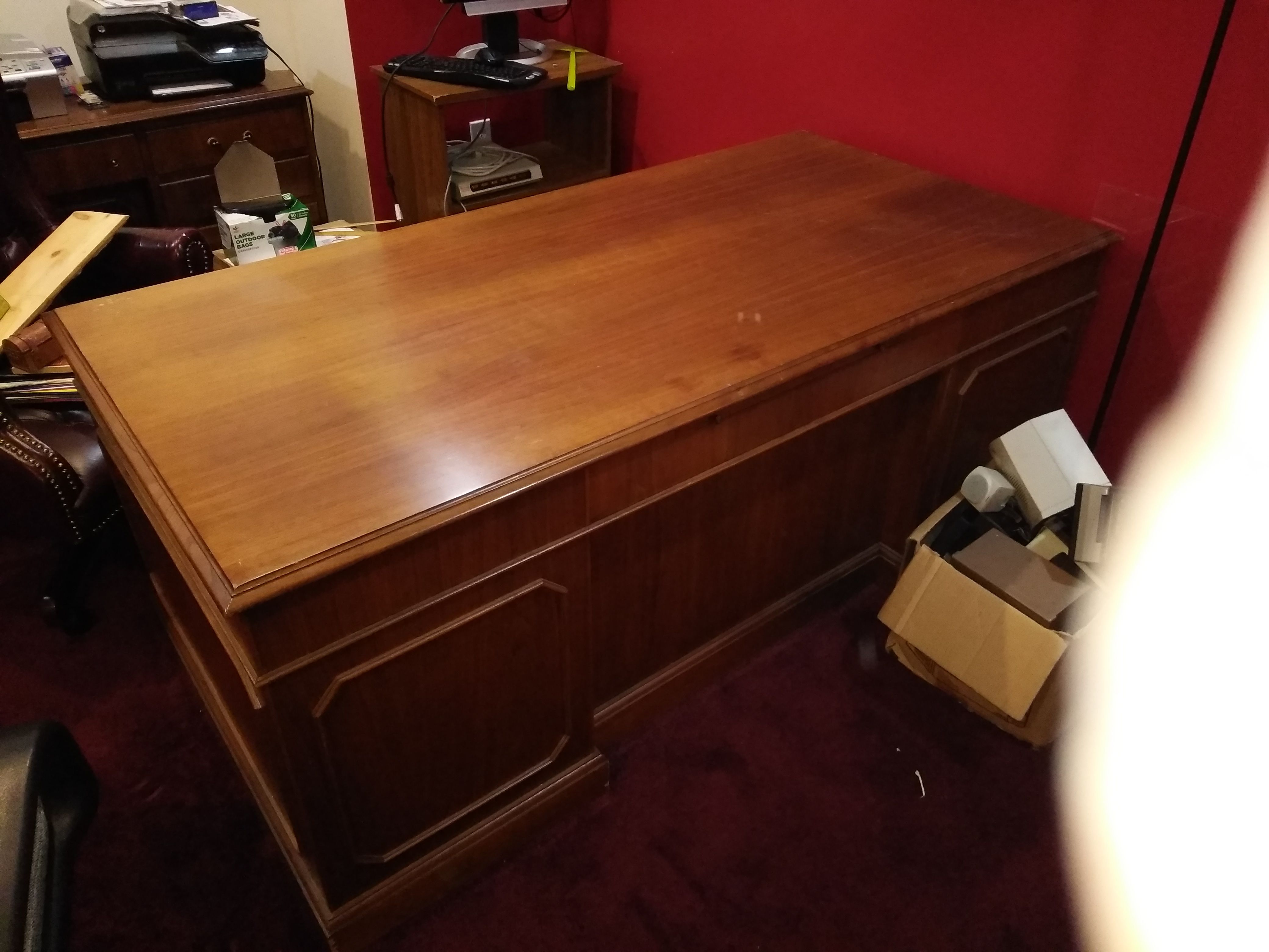 Rishel furniture executive desk for Sale in Fredericksburg, VA - OfferUp