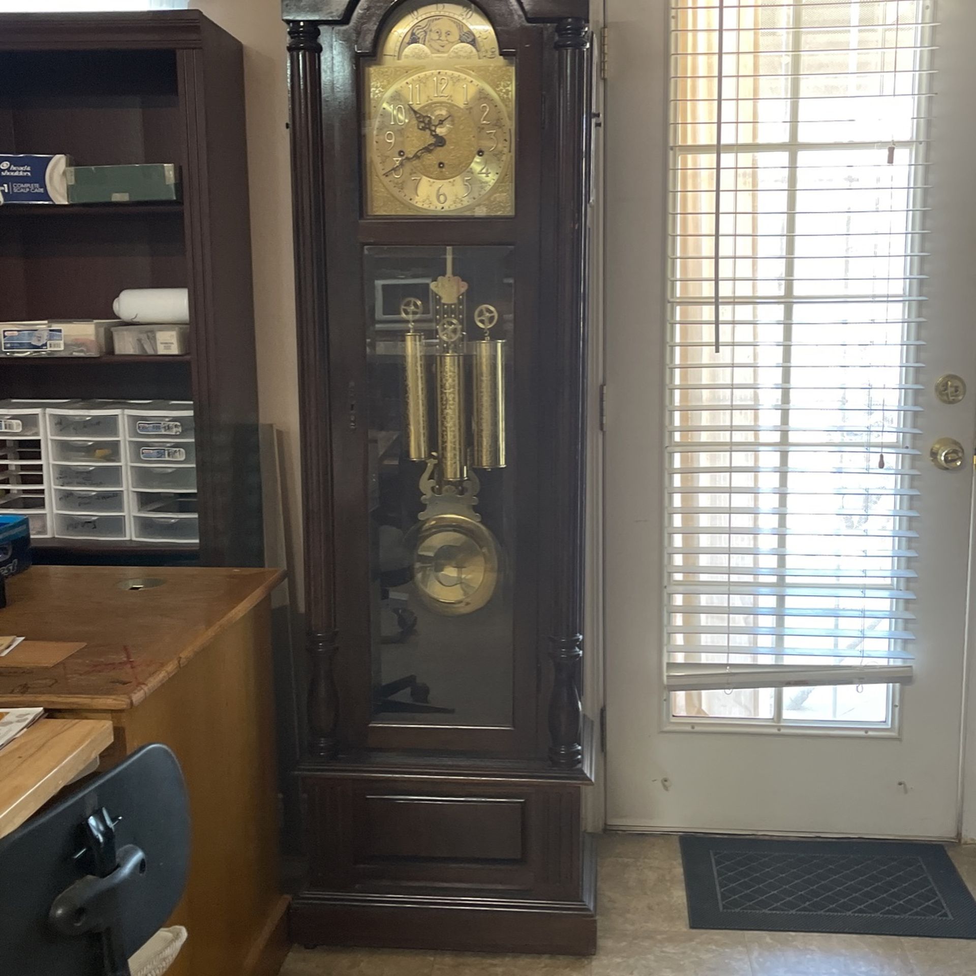 Huge Big Tall Grand Father Clock for Sale in Di Giorgio, CA - OfferUp
