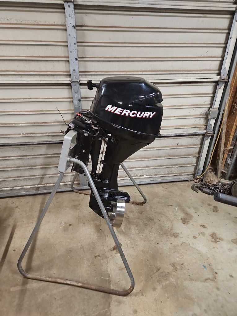 9.9hp Mercury Pro - Kicker for Sale in Stanwood, WA - OfferUp