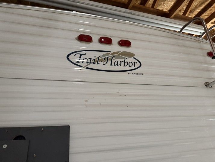 2000 Trail Harbor Lite for Sale in Las Vegas, NV - OfferUp