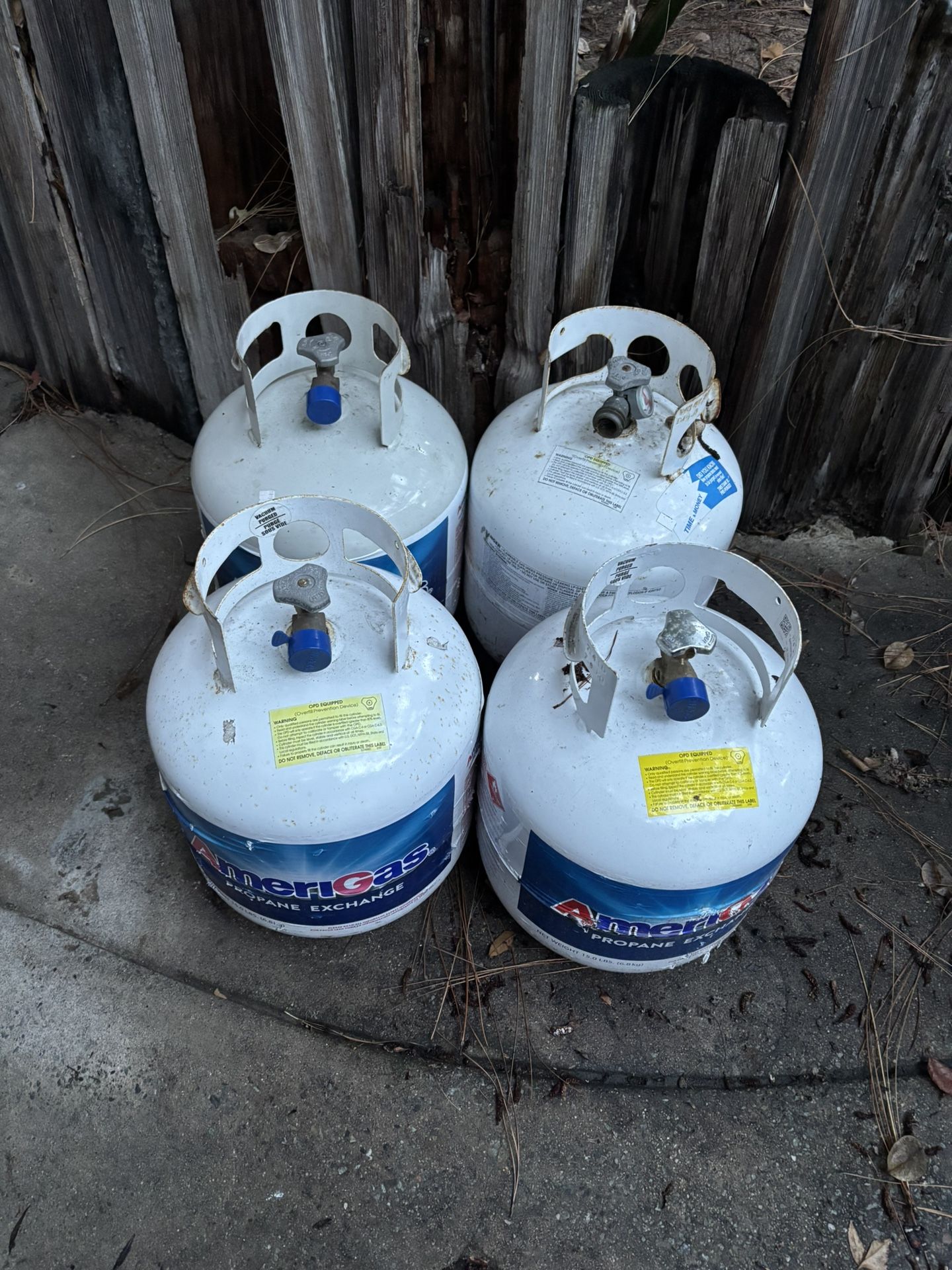 4 Full Propane Tanks for Sale in Chula Vista, CA - OfferUp