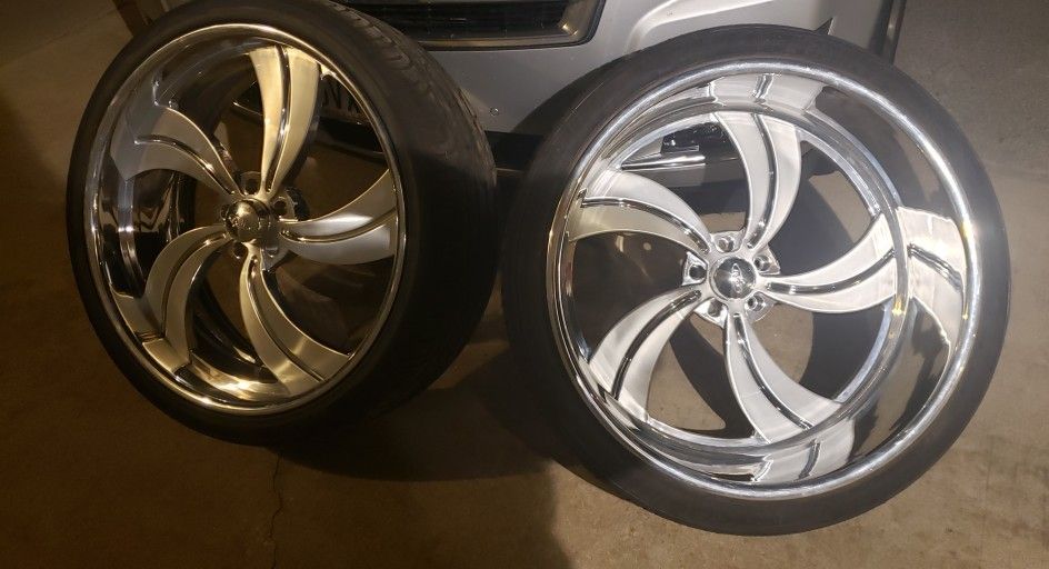 26x12 Intro Wheels 5 Lug for Sale in Salinas, CA - OfferUp